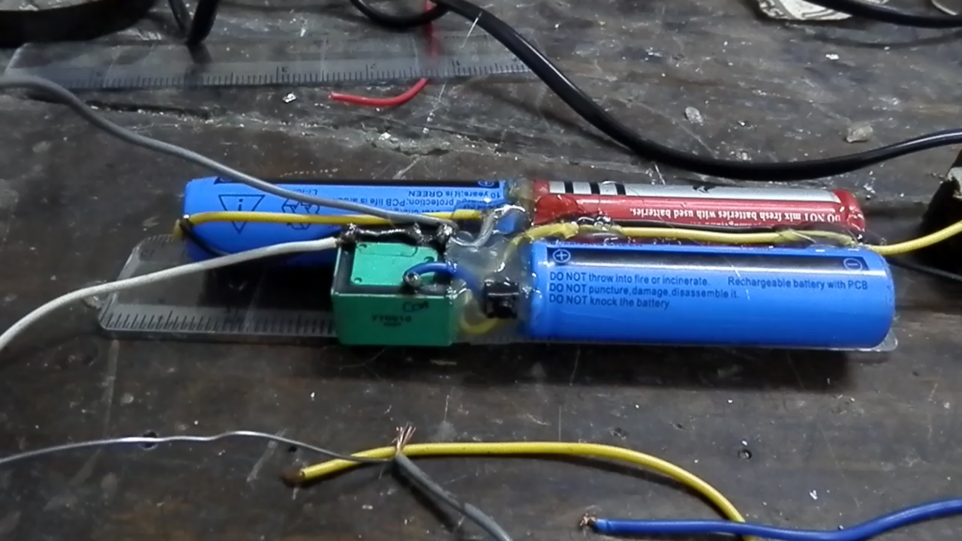 How to Make a Simple Taser With 3 Components : 5 Steps - Instructables