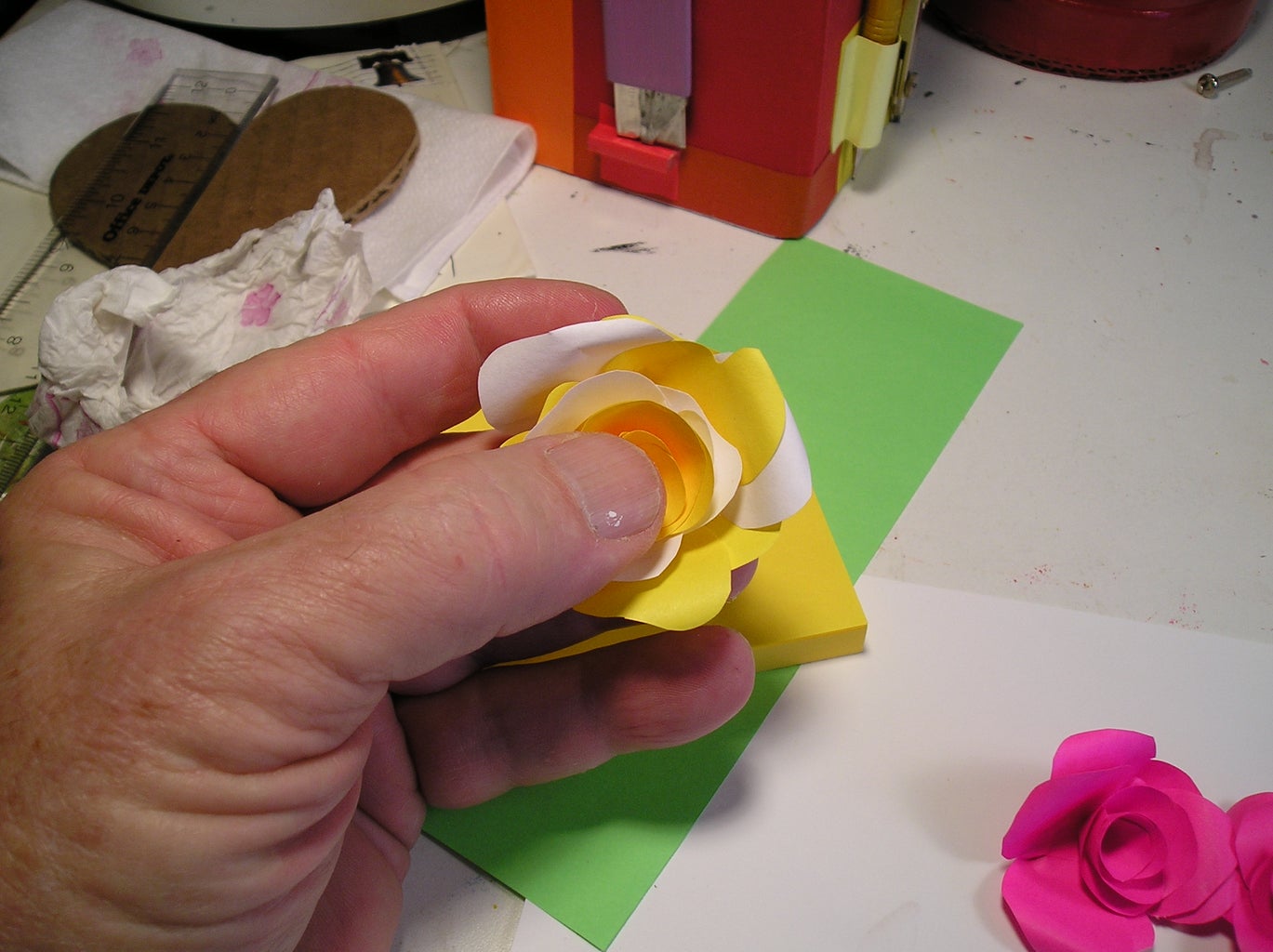 How To Make Post It Notes Roses 10 Steps Instructables how-to-make-post-it-notes-roses-10-steps-instructables