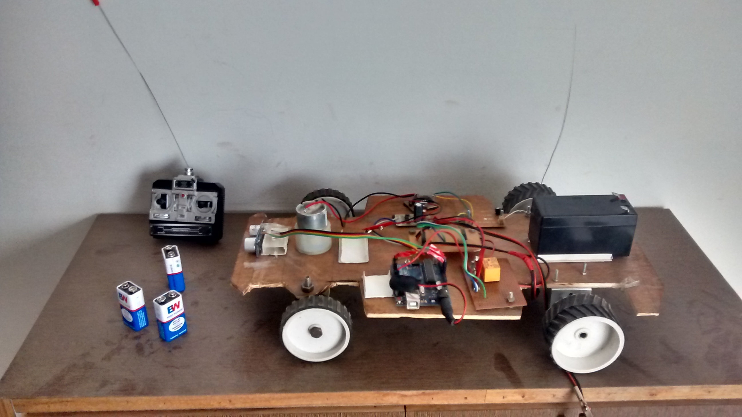 Intelligent Braking System Prototype by Arduino : 8 Steps (with ...