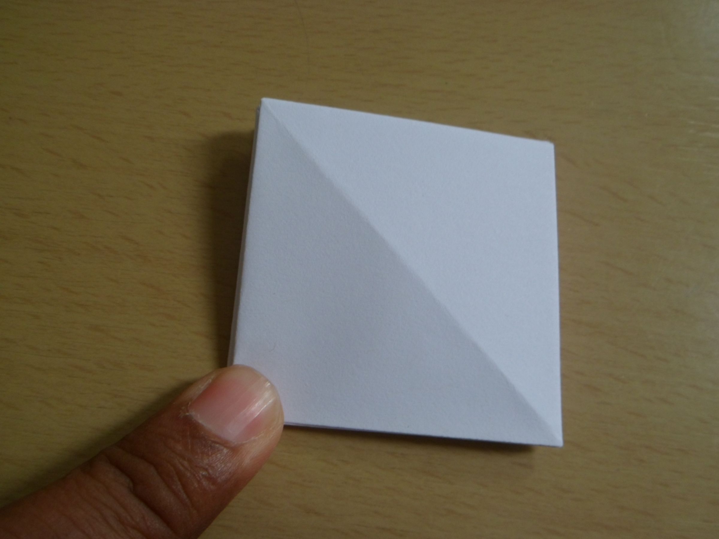 Origami Robo : 8 Steps - Instructables