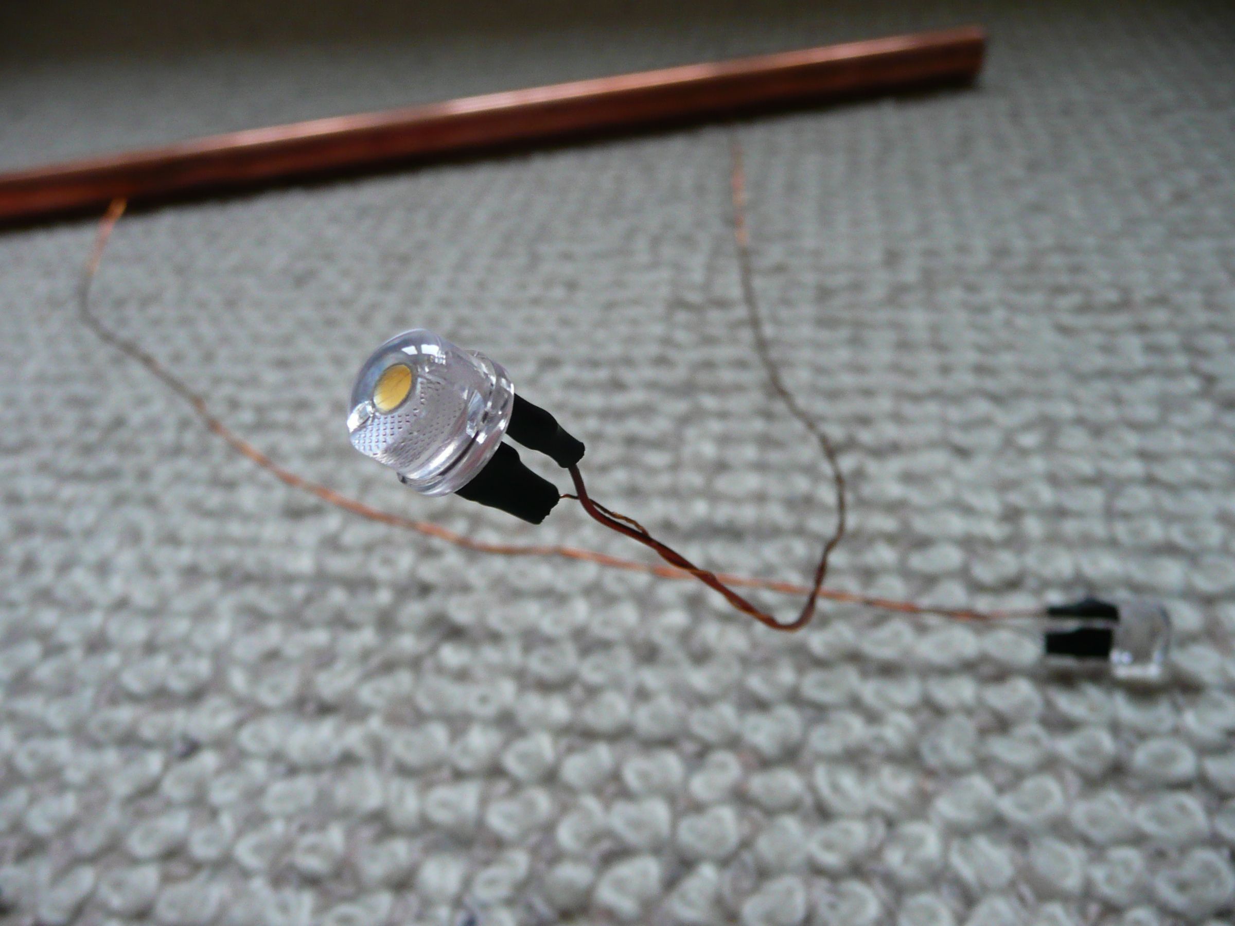 DIY Copper Style LED Painting Illuminator : 9 Steps (with Pictures ...