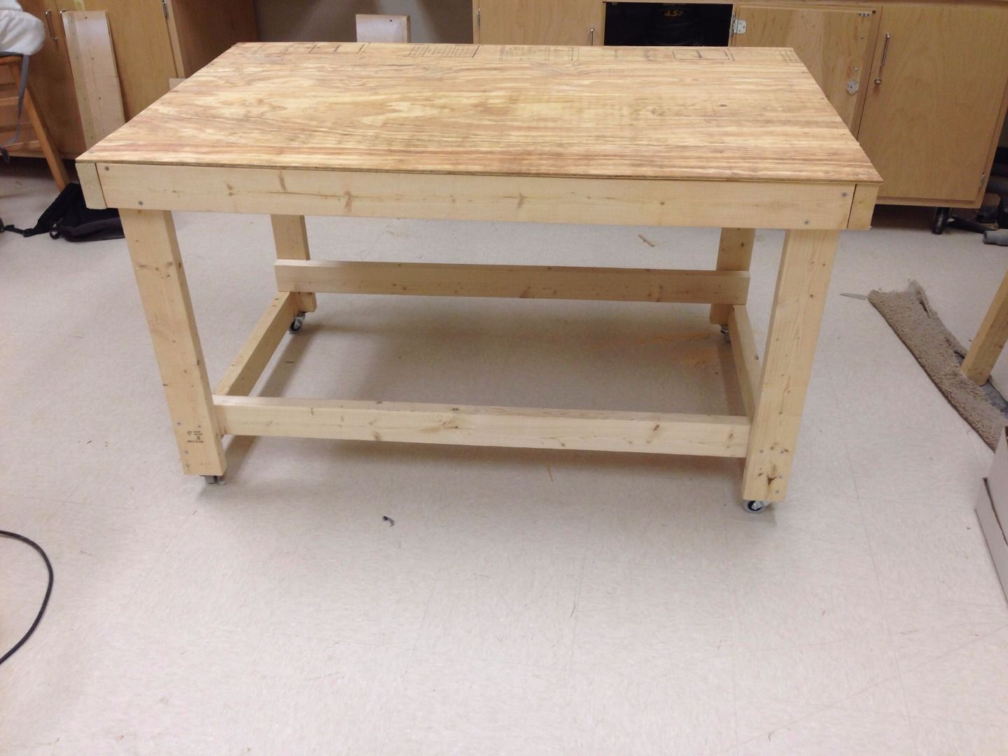 Portable Workbench : 5 Steps (with Pictures) - Instructables