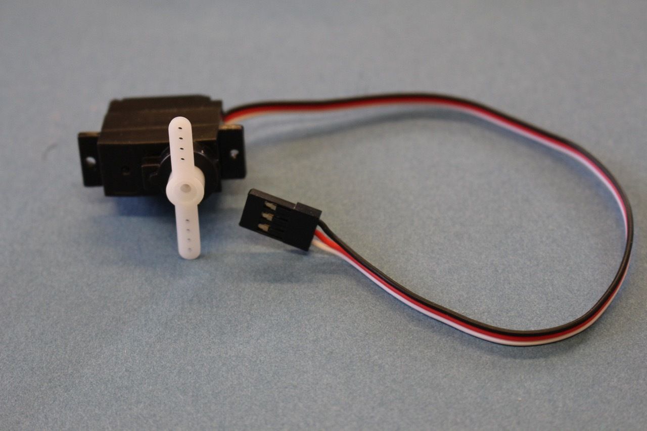 How to Run Servo Motors Using Moto:bit With Micro:bit : 7 Steps (with ...