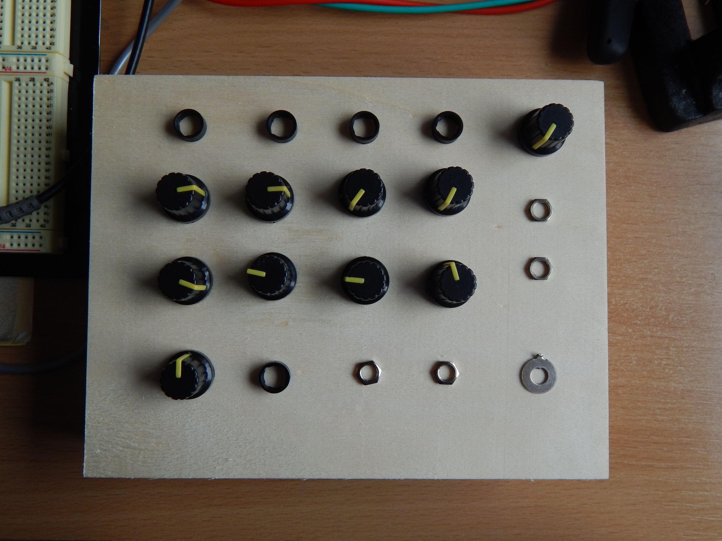 Parallel Sequencer Synth : 17 Steps (with Pictures) - Instructables