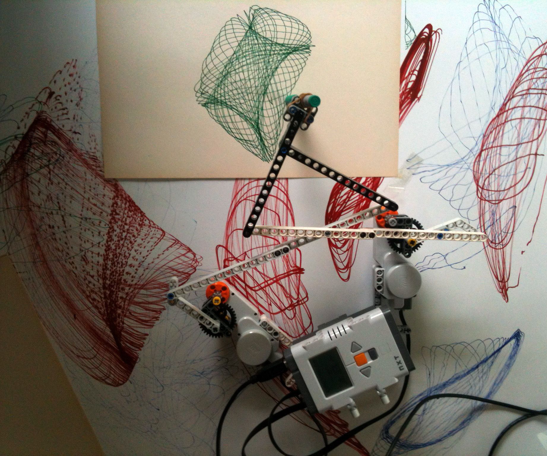 Building a Drawbot With LEGO : 6 Steps (with Pictures) - Instructables