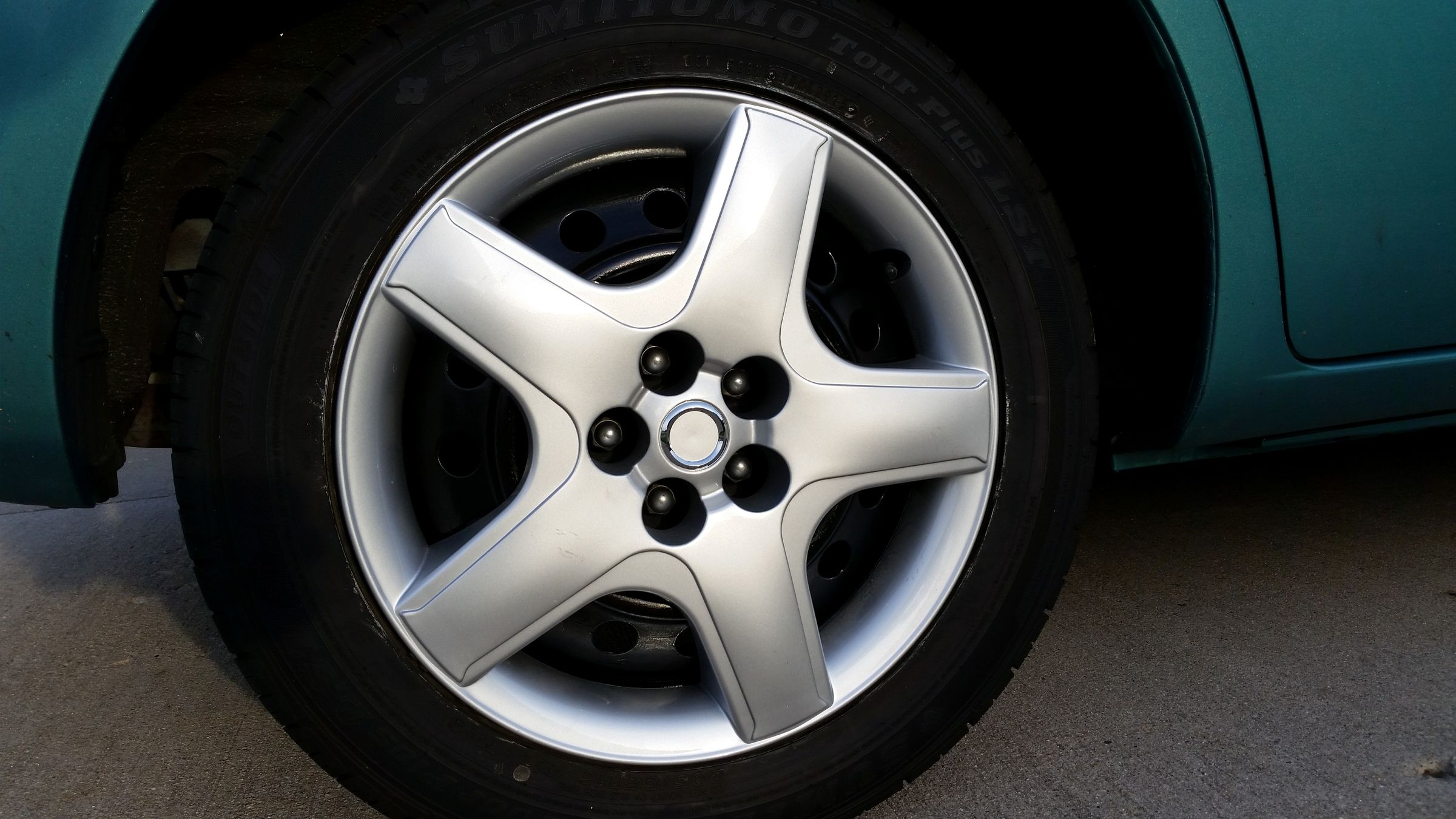 Paint Your Rusty Car Wheels - the Easy Way! : 6 Steps - Instructables