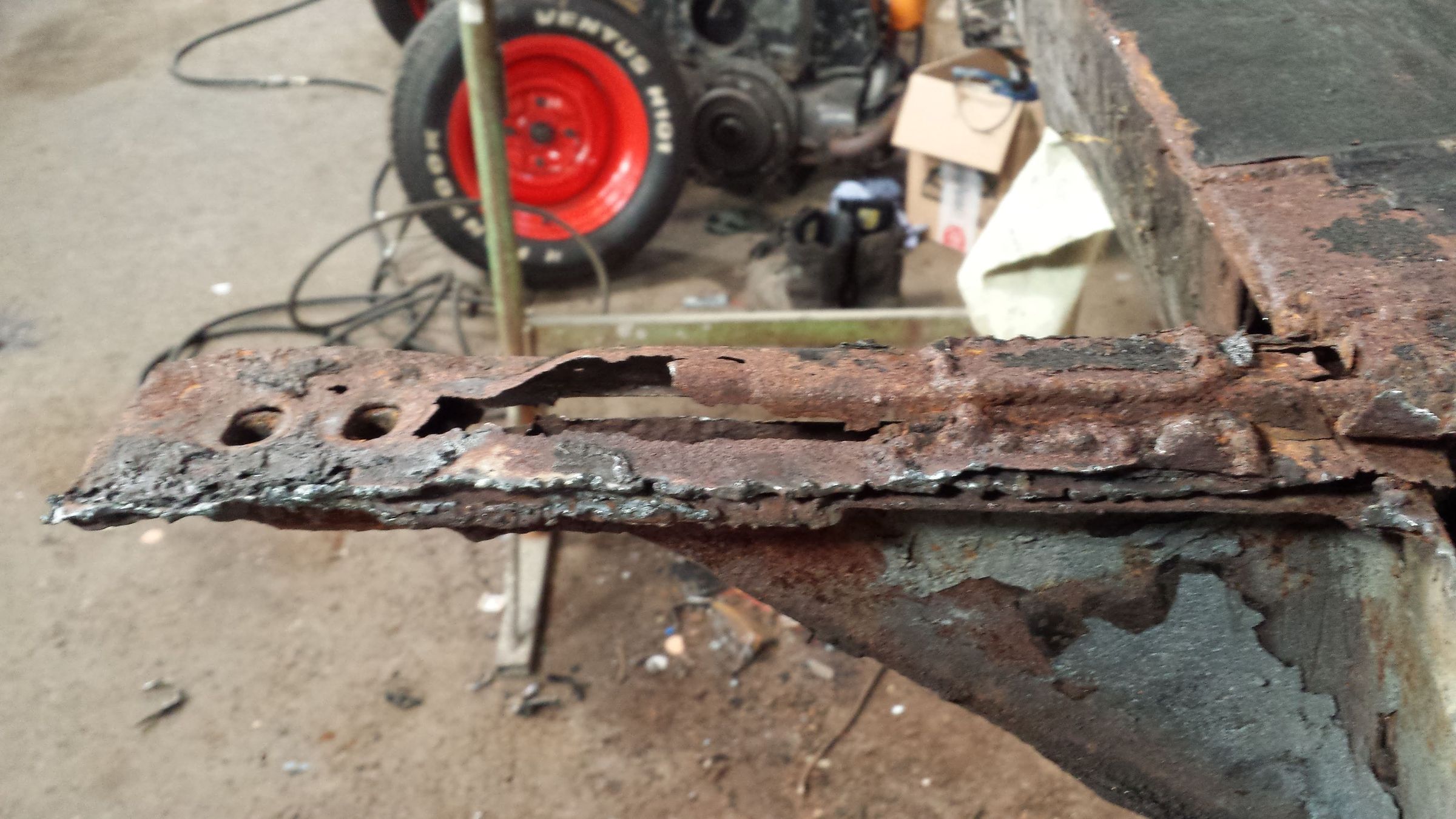 Chassis Restoration on a Volkswagen Beetle Volksrod : 12 Steps (with ...