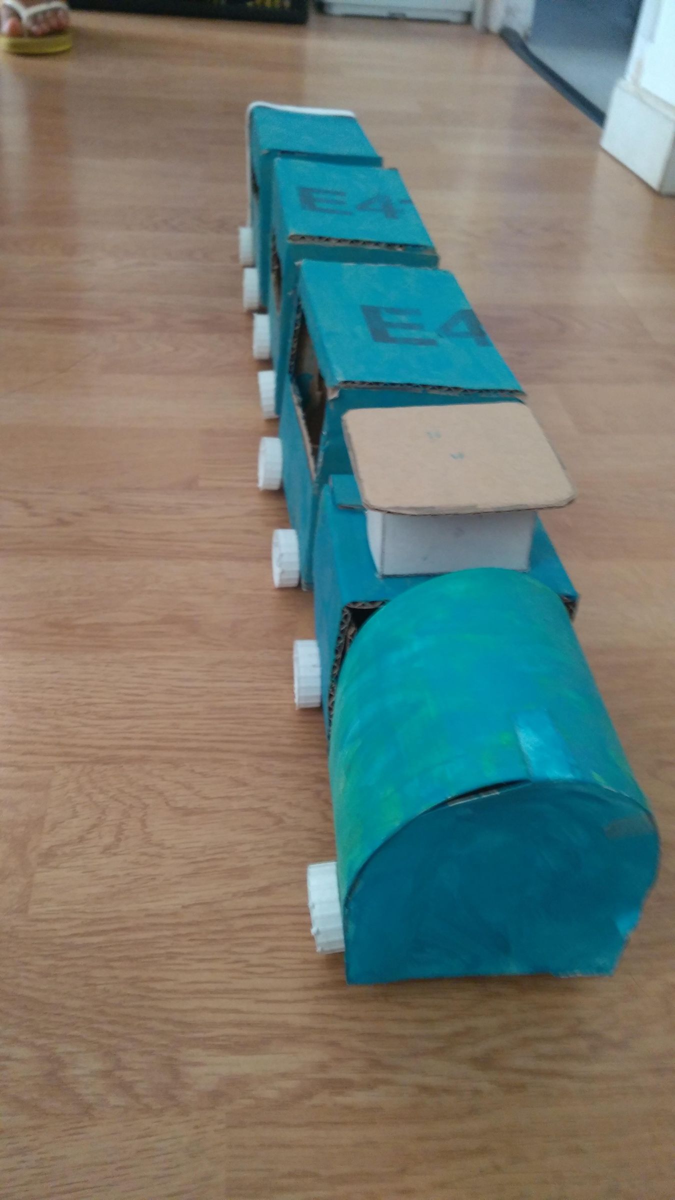 Small Cardboard Train : 12 Steps (with Pictures) - Instructables