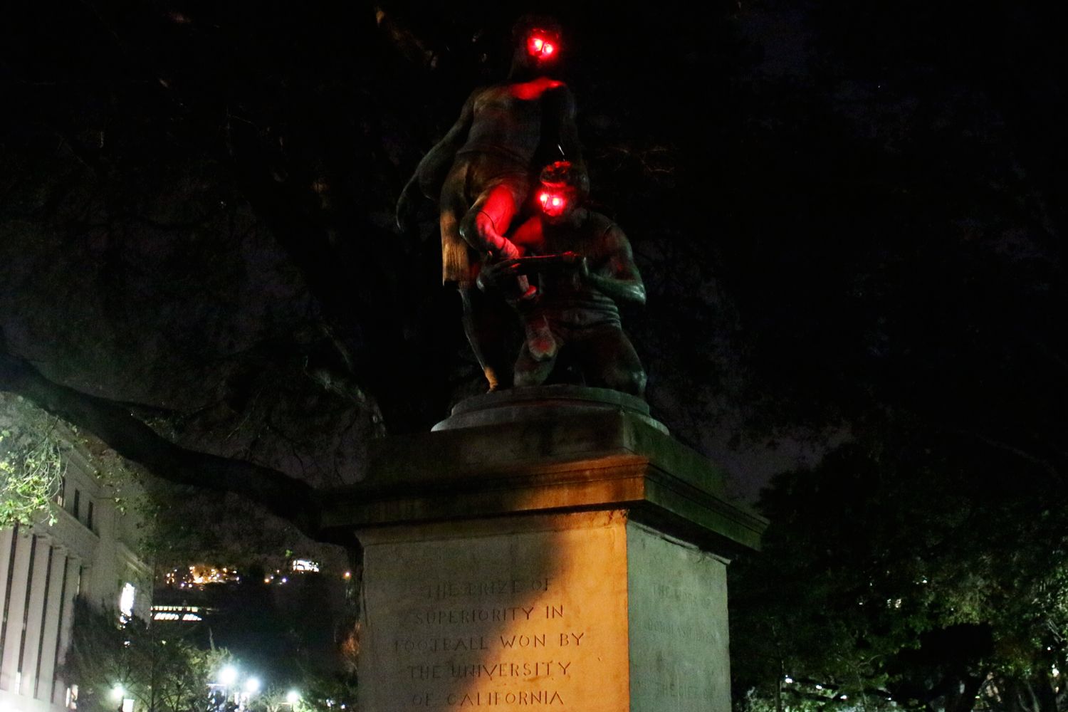Glowing Statue Eyes : 5 Steps (with Pictures) - Instructables