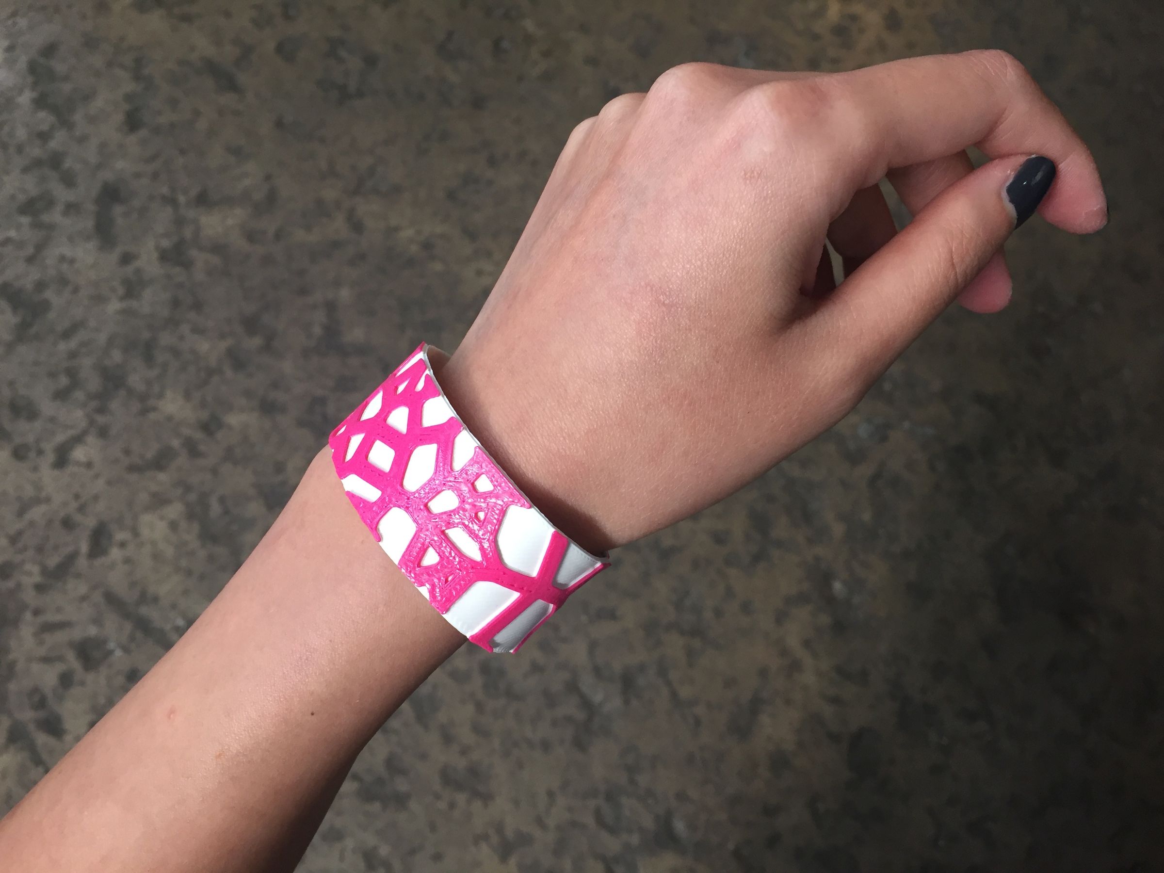Heat Forming and Making 3D Printed Wristband : 4 Steps (with Pictures ...