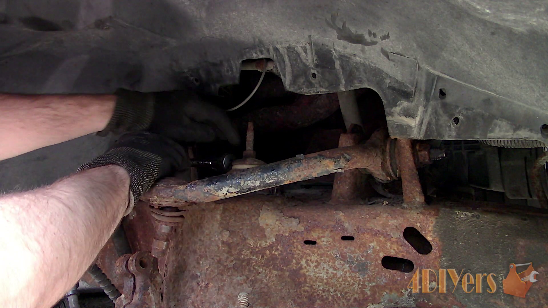 How to Clean Up a Rusty Frame on a Budget : 9 Steps - Instructables