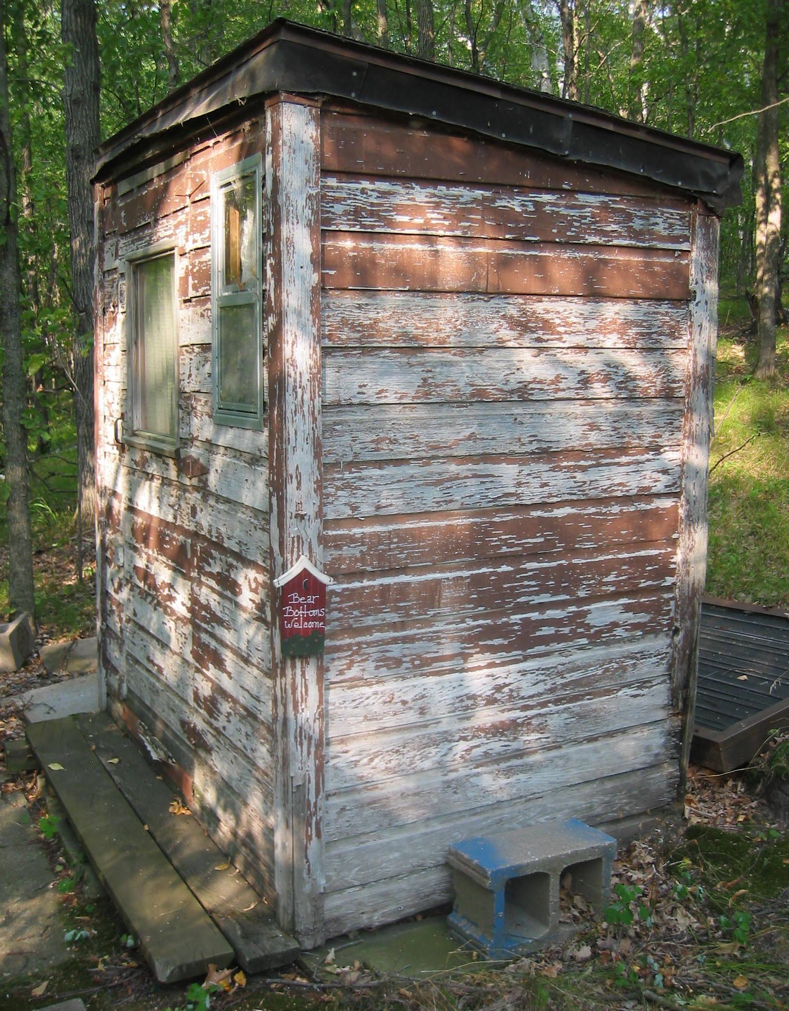 The World's Nicest Outhouse : 8 Steps - Instructables