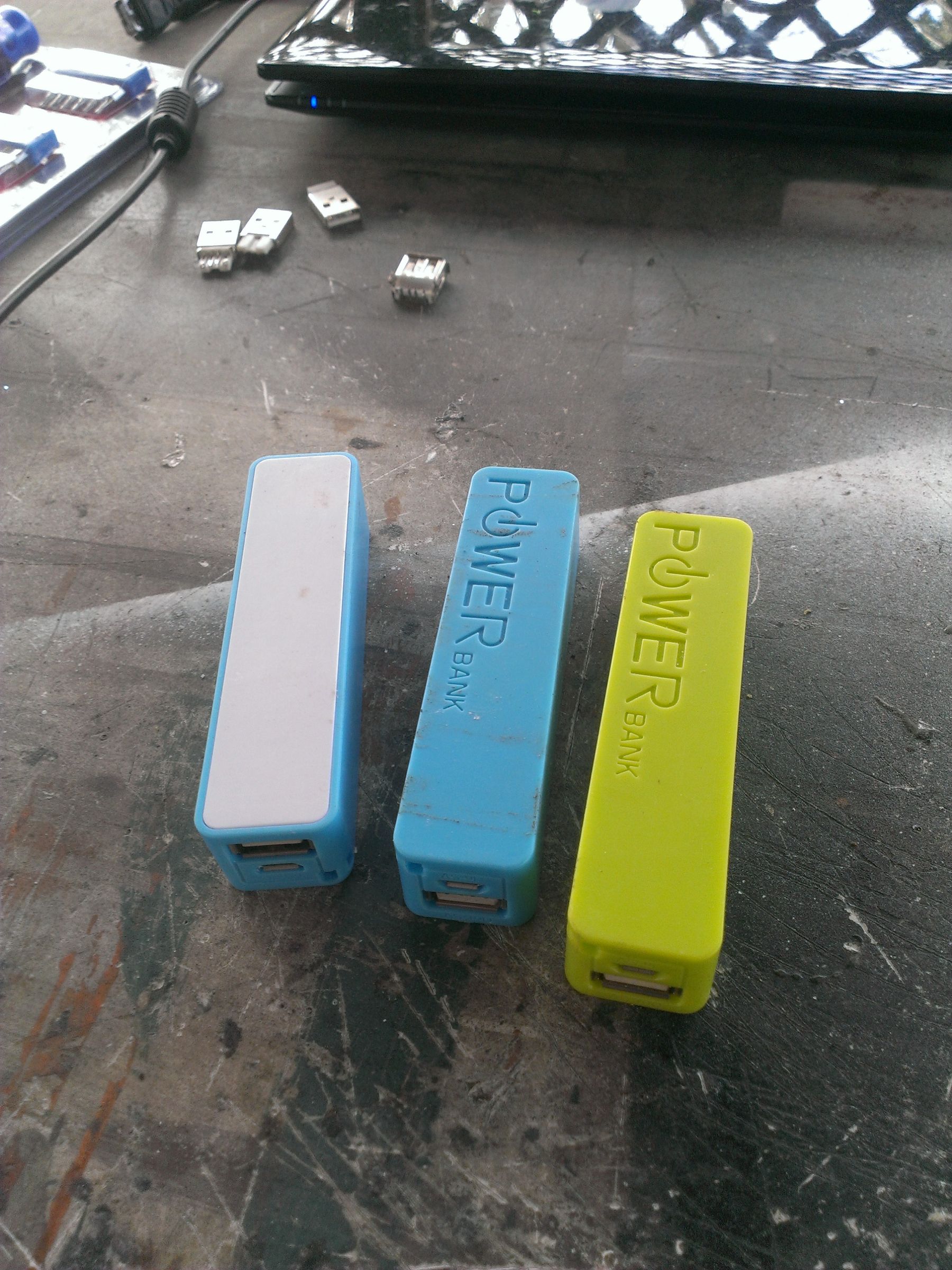 Microsoft Kinect Portable Power Supply on a Dollar Store Budget... : 9 ...