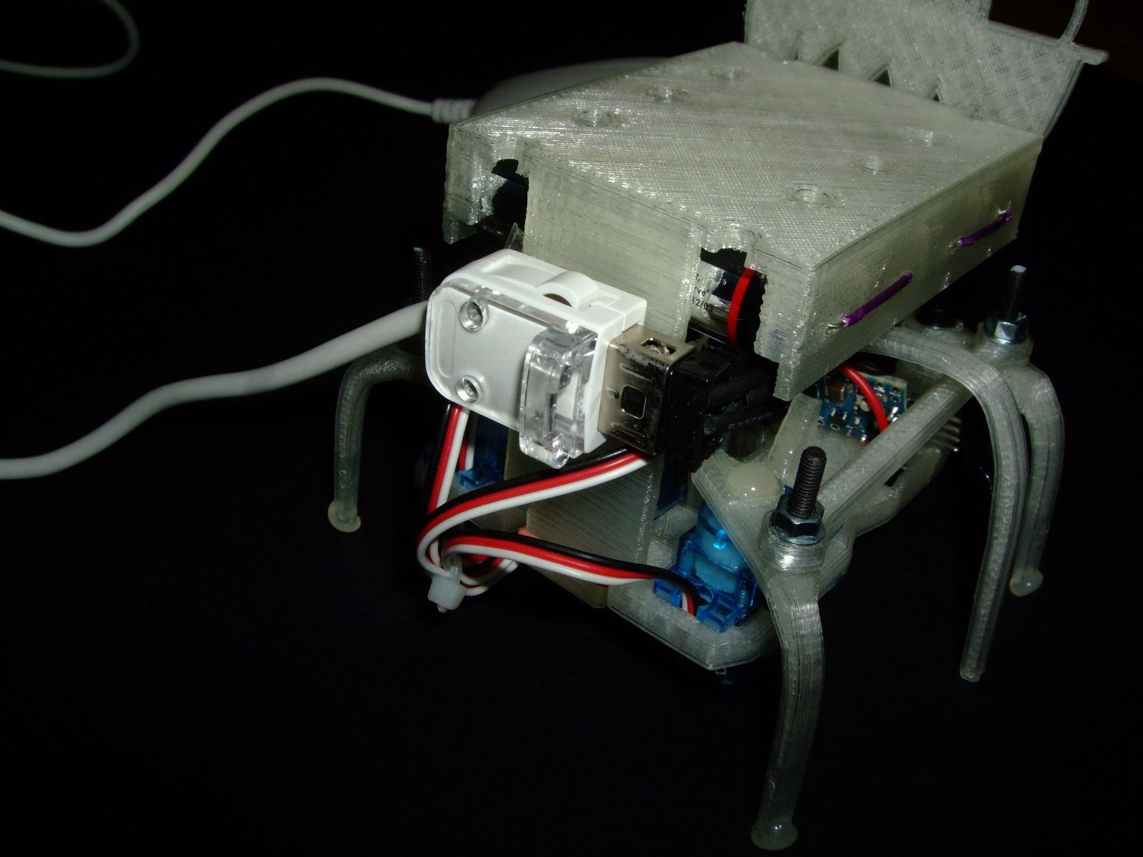Hexapoduino: Tiny Hexapod 3D Printed, Arduino Controlled : 8 Steps (with Pictures) - Instructables