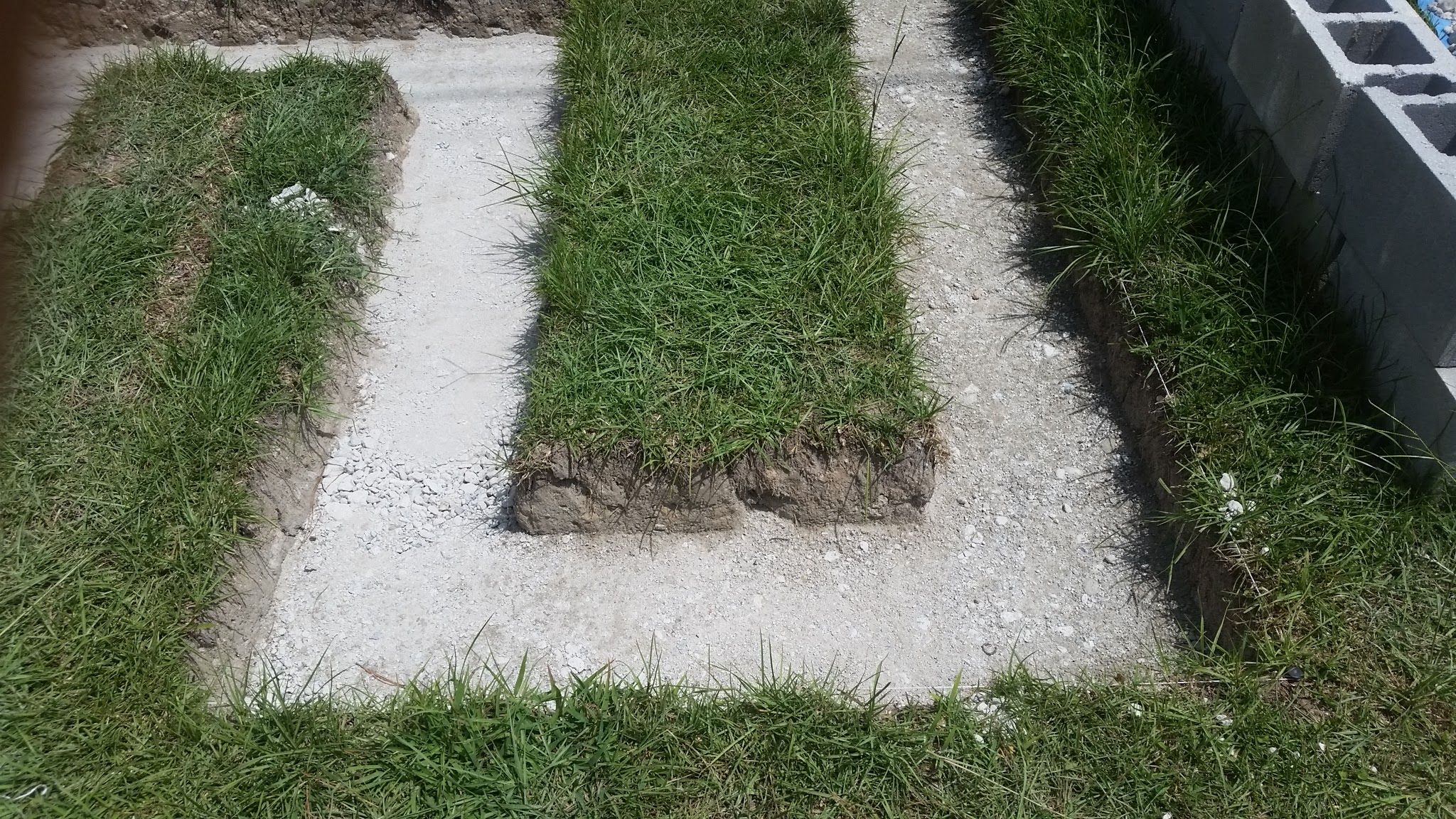Build a Concrete Block Garden for Food and Memories : 10 Steps (with ...