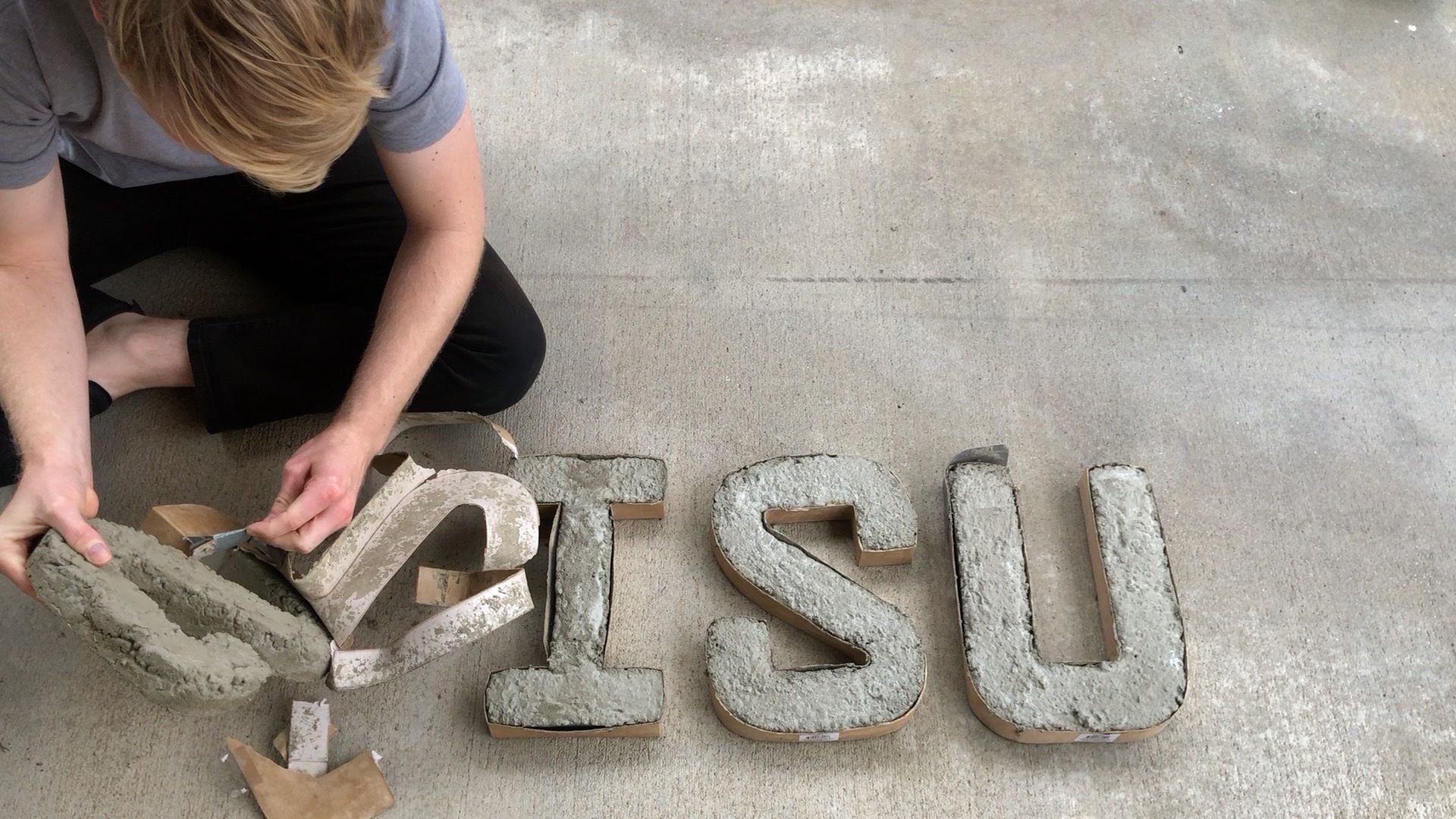 Concrete Letters : 4 Steps (with Pictures) - Instructables