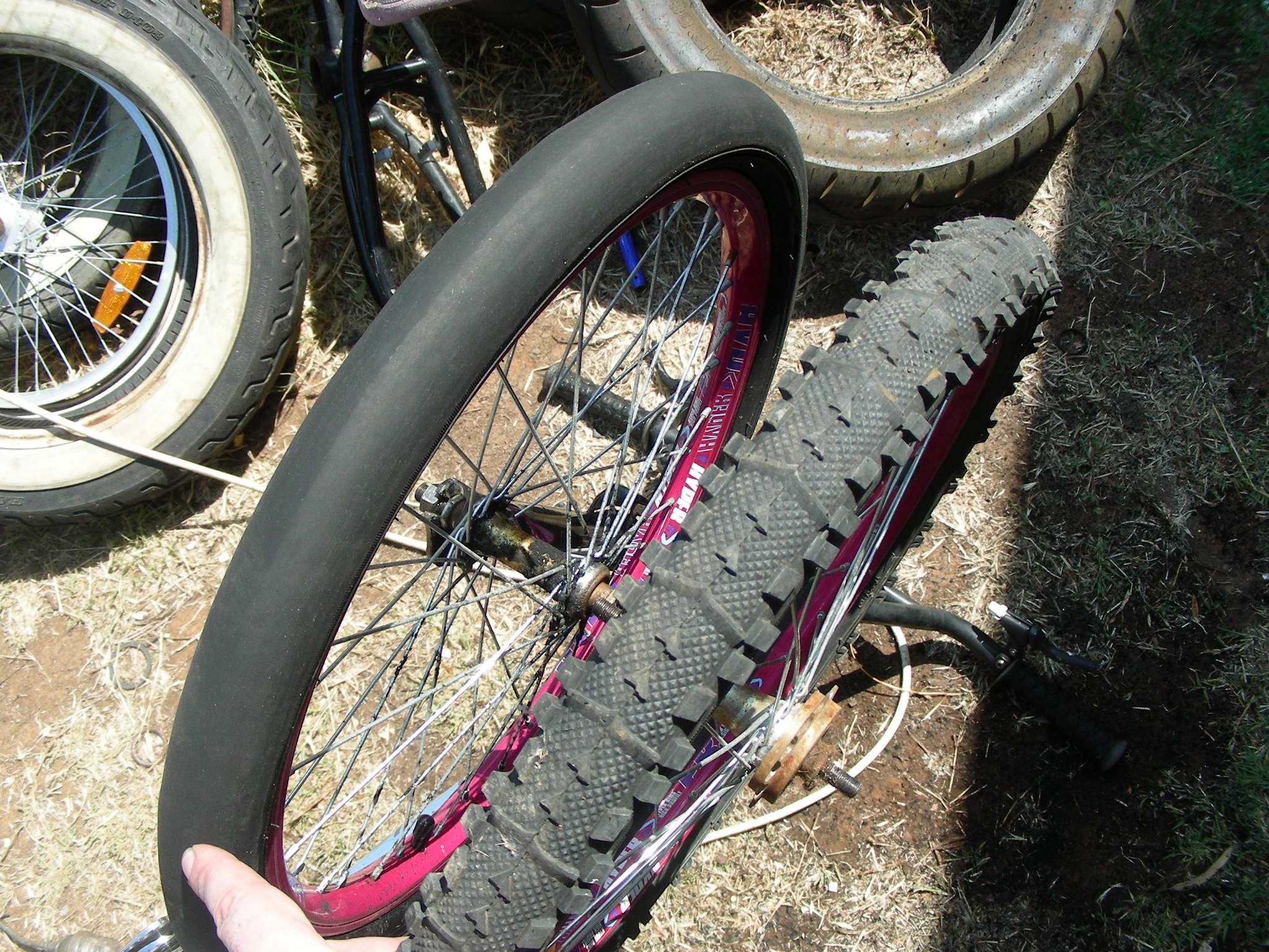 Making Wide Bike Wheel Hubs and Joining Them to Car Rims! : 6 Steps ...