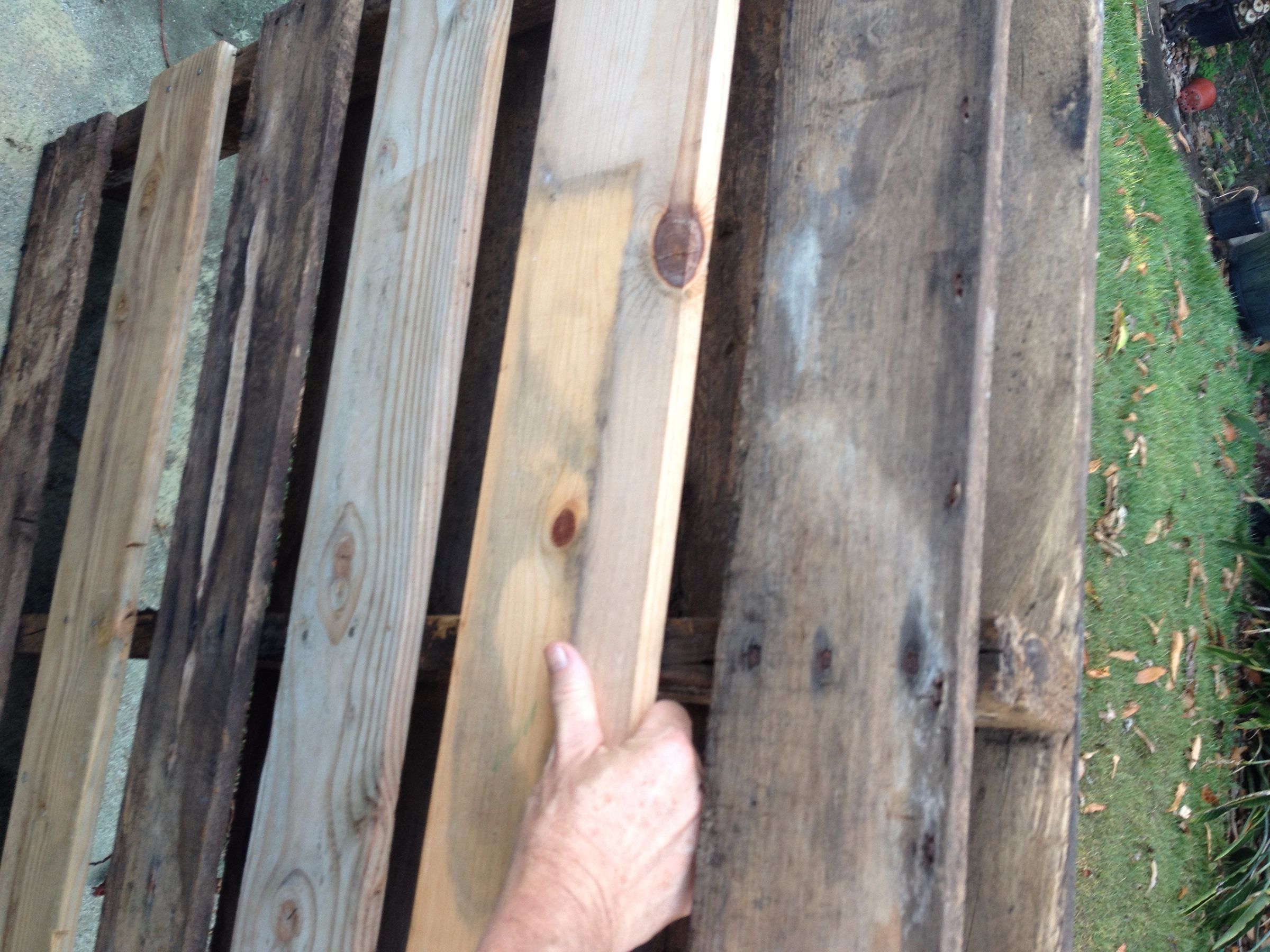 Double Sided Pallet Garden : 7 Steps (with Pictures) - Instructables