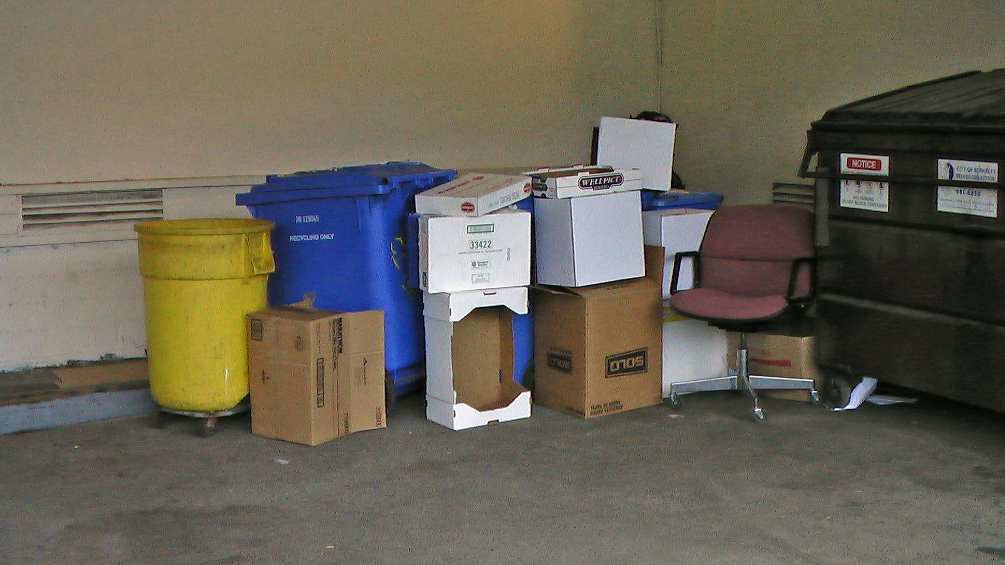 Urban Survival 101: How to Sleep in a Garage : 8 Steps (with Pictures ...