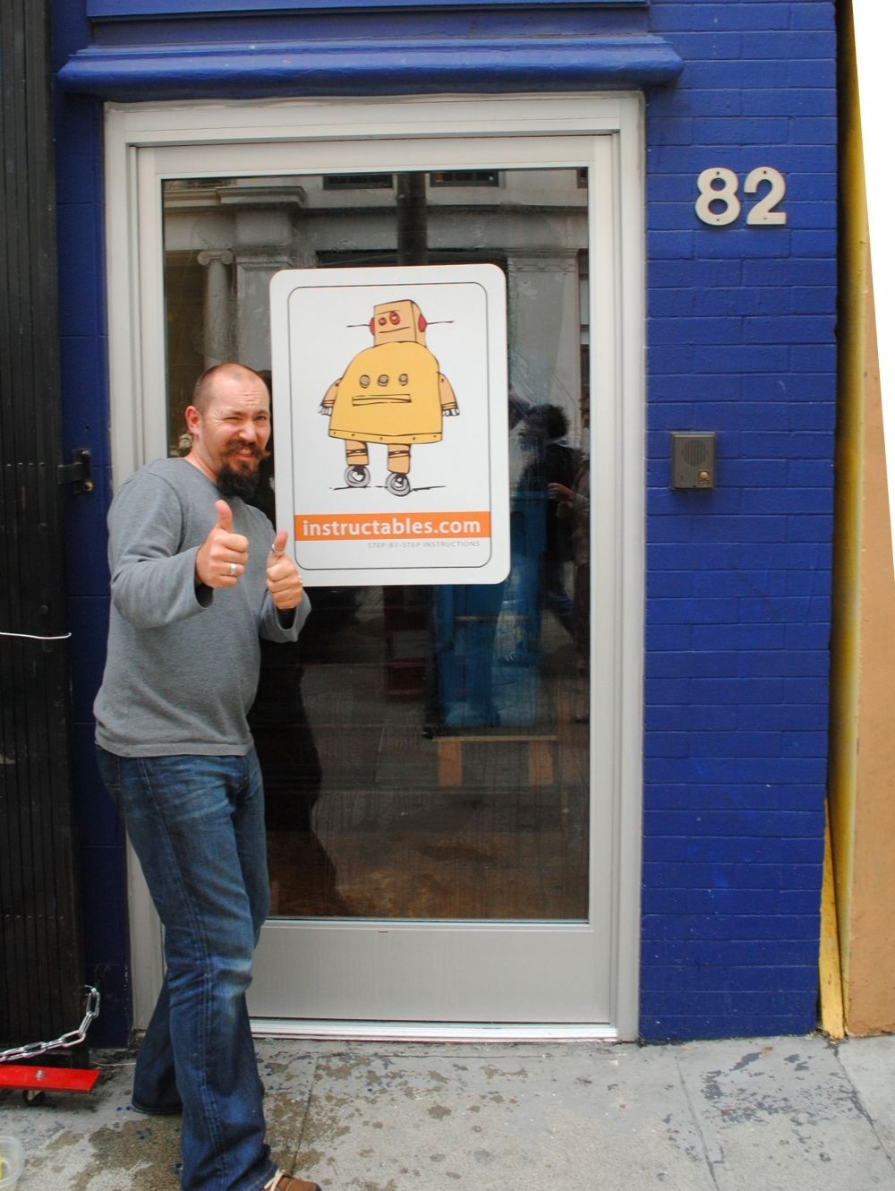 How to Put Up a Door Sticker : 6 Steps - Instructables