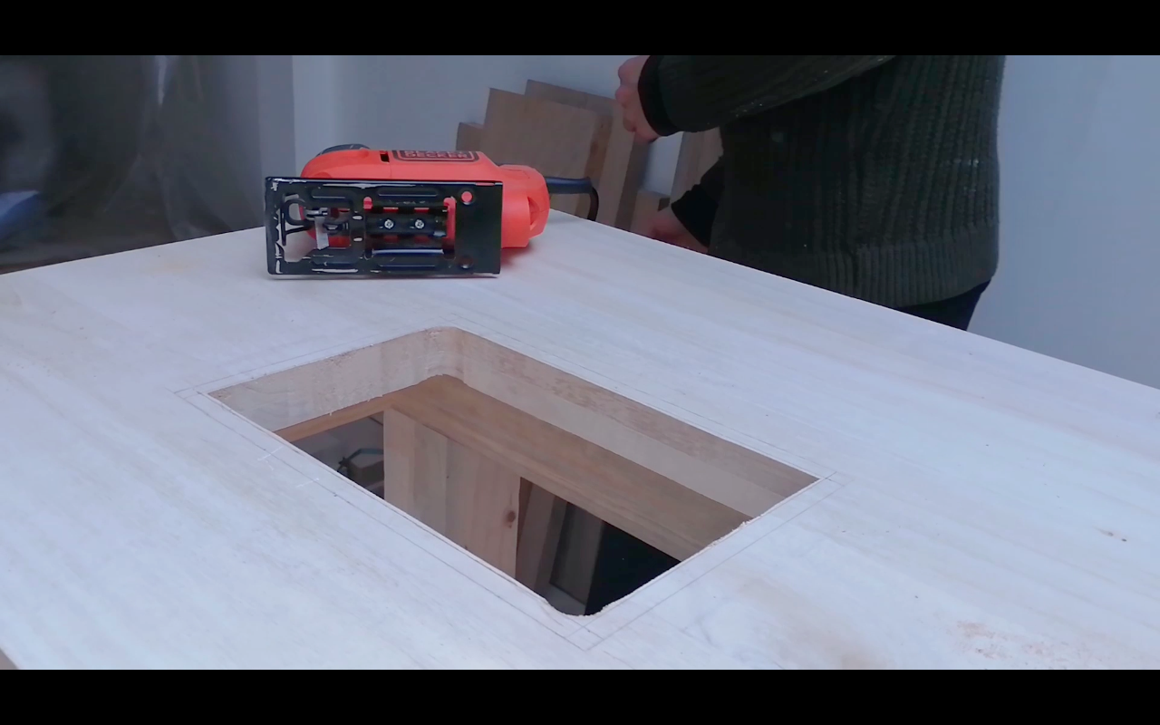 My First Ever Router Table! : 8 Steps (with Pictures) - Instructables