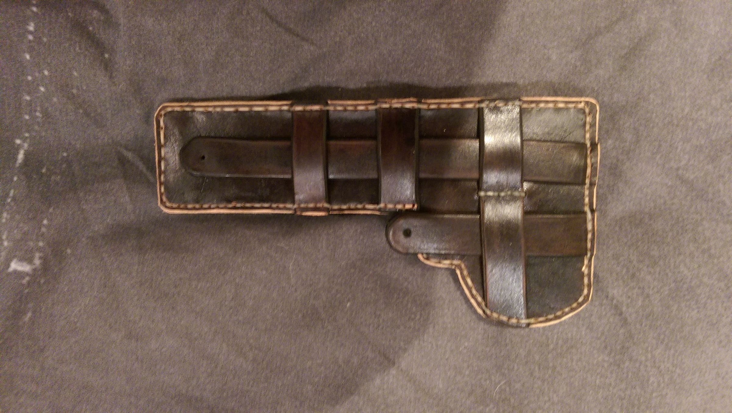 Quick Draw Leather Molle Holster : 10 Steps - Instructables