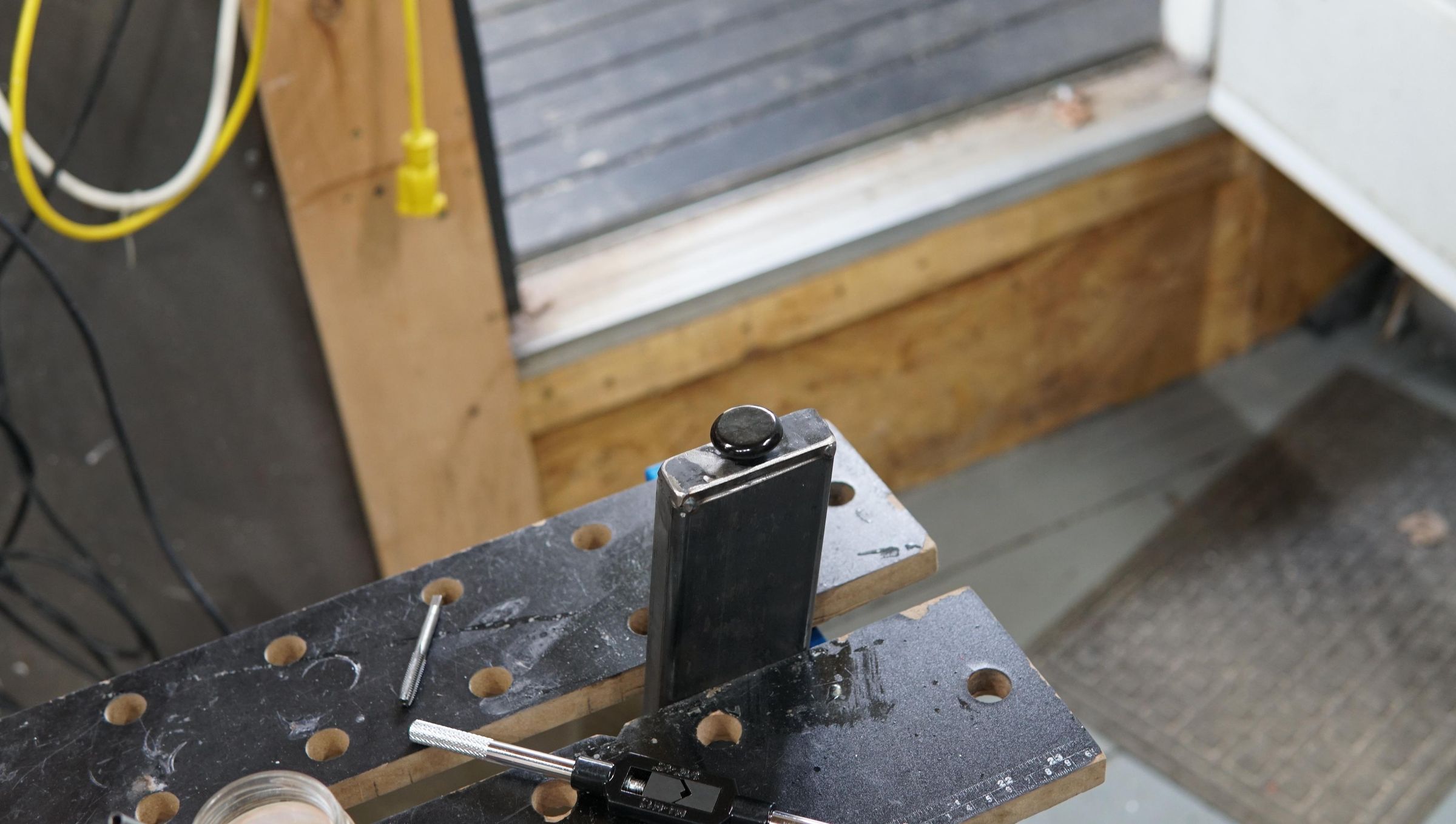 How to Make a Live Edge Desk : 5 Steps (with Pictures) - Instructables