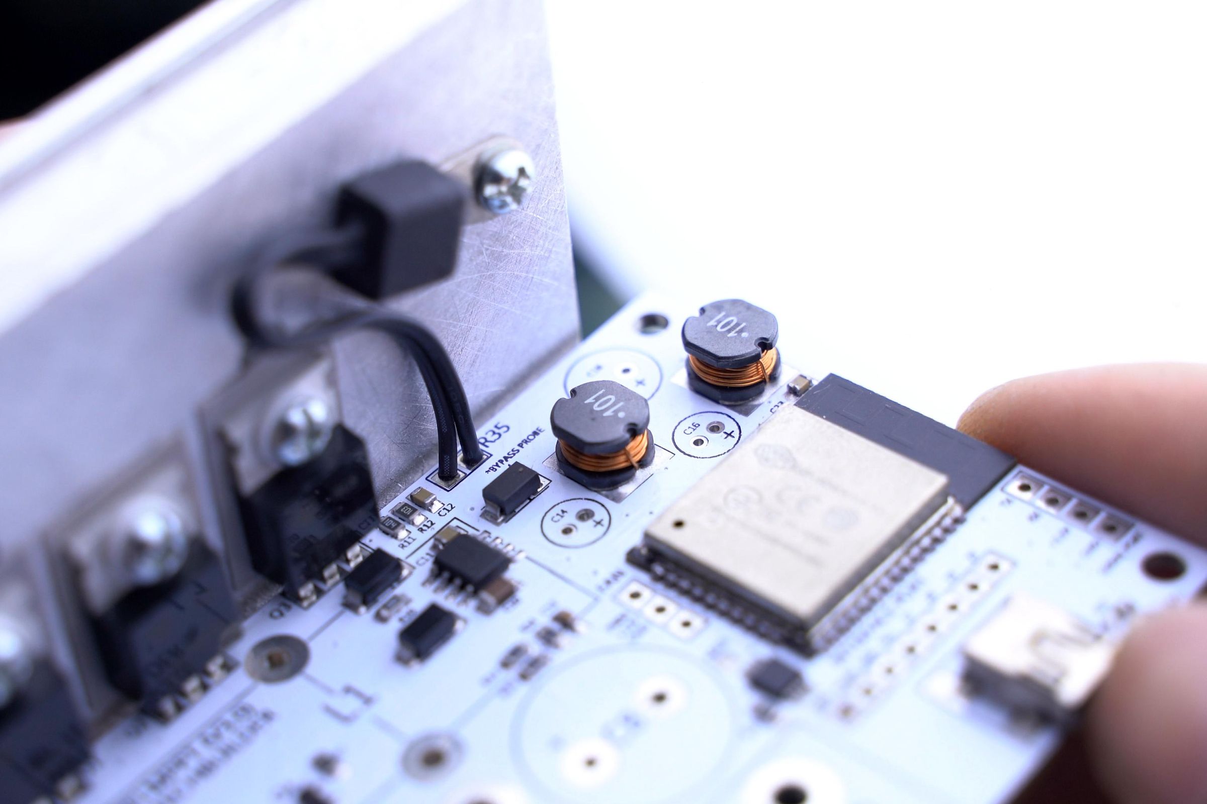 1kW Arduino MPPT Solar Charge Controller (ESP32 + WiFi) : 46 Steps ...