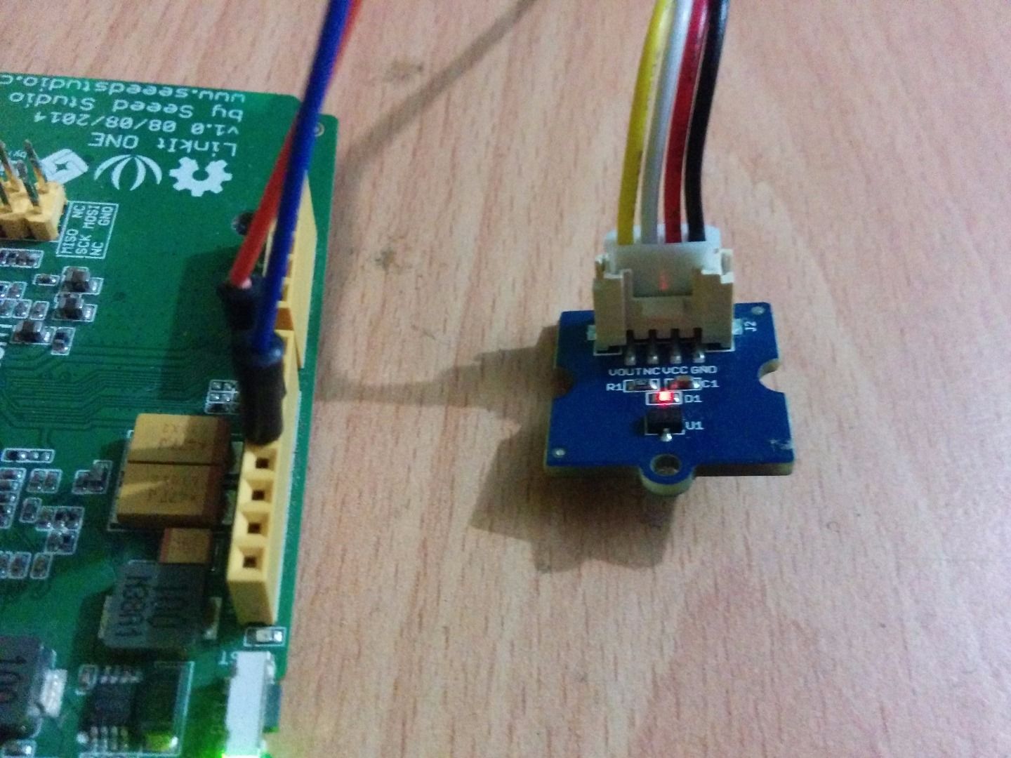 Halls Sensor Using the Linkit One : 5 Steps - Instructables