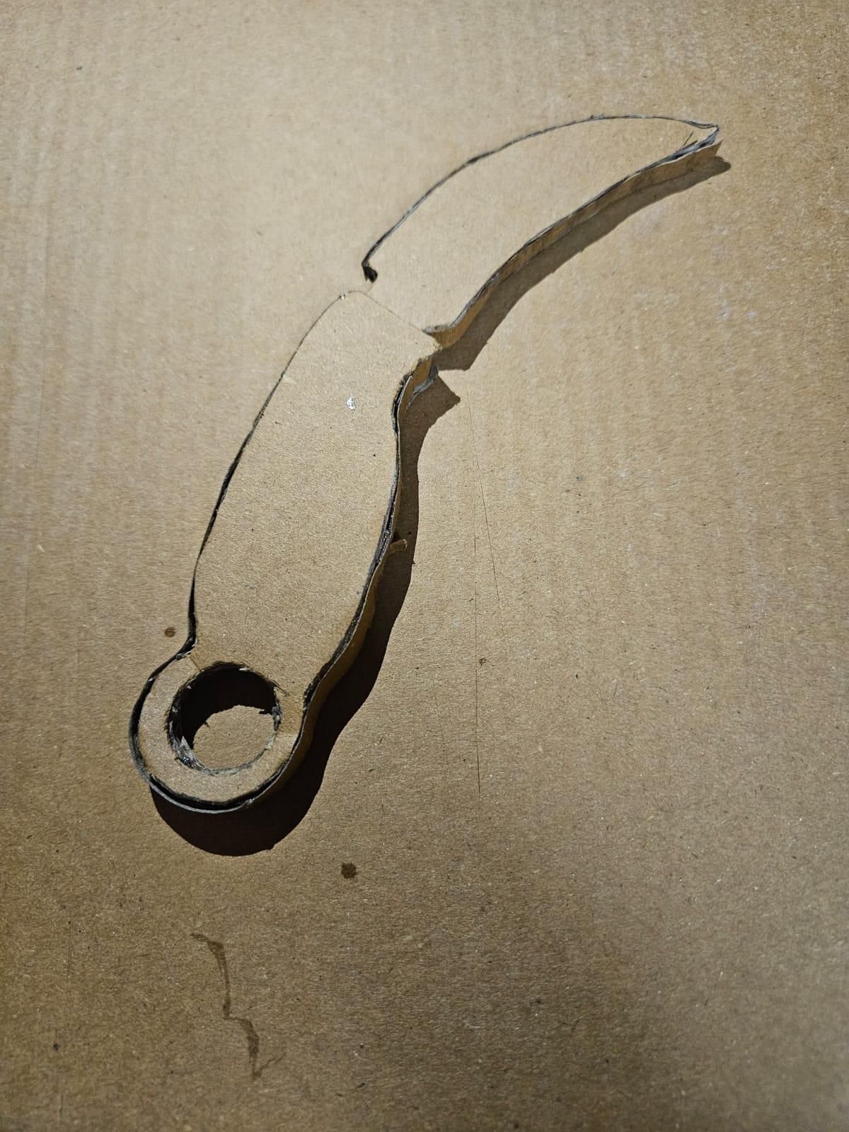 Cardboard Karambit : 8 Steps - Instructables