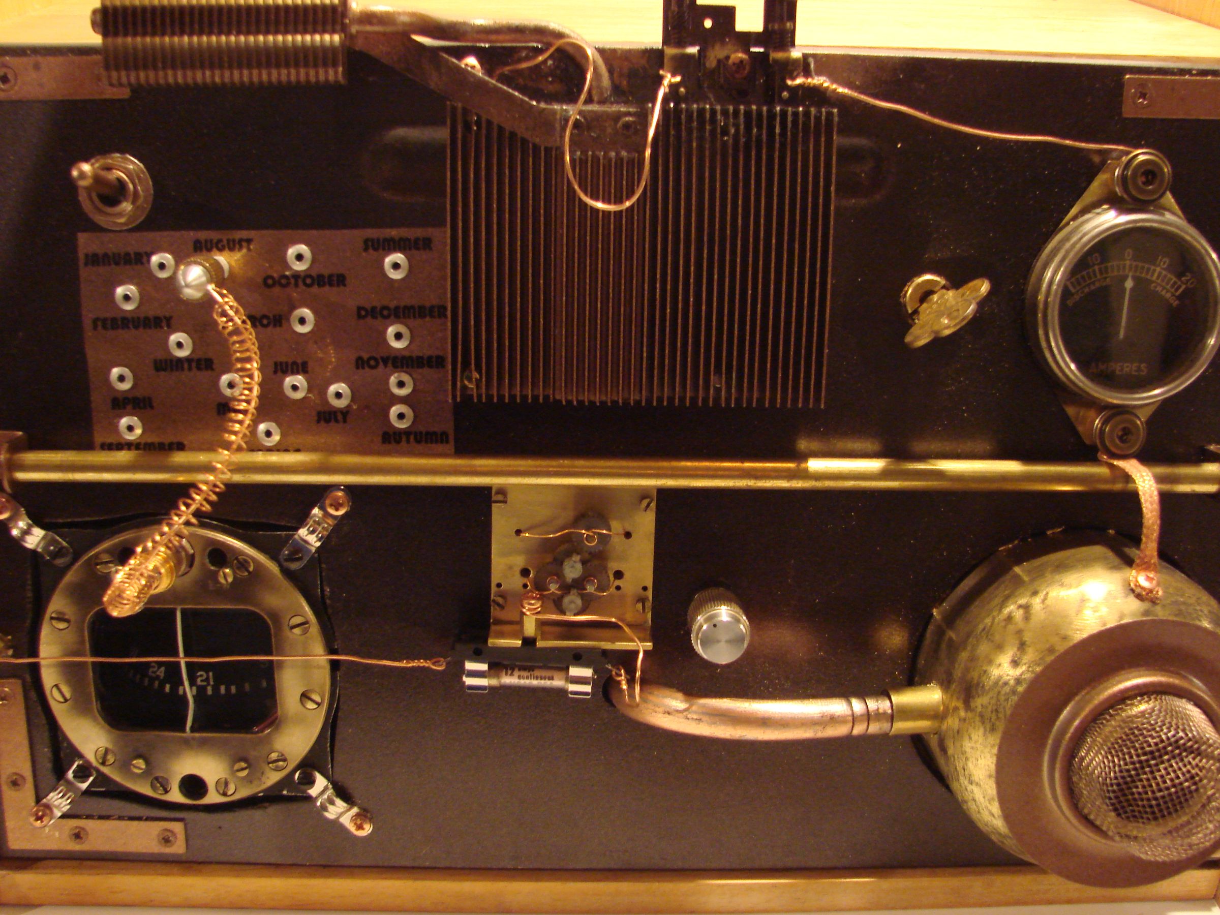 STEAMPUNK TIME MACHINE : 4 Steps - Instructables