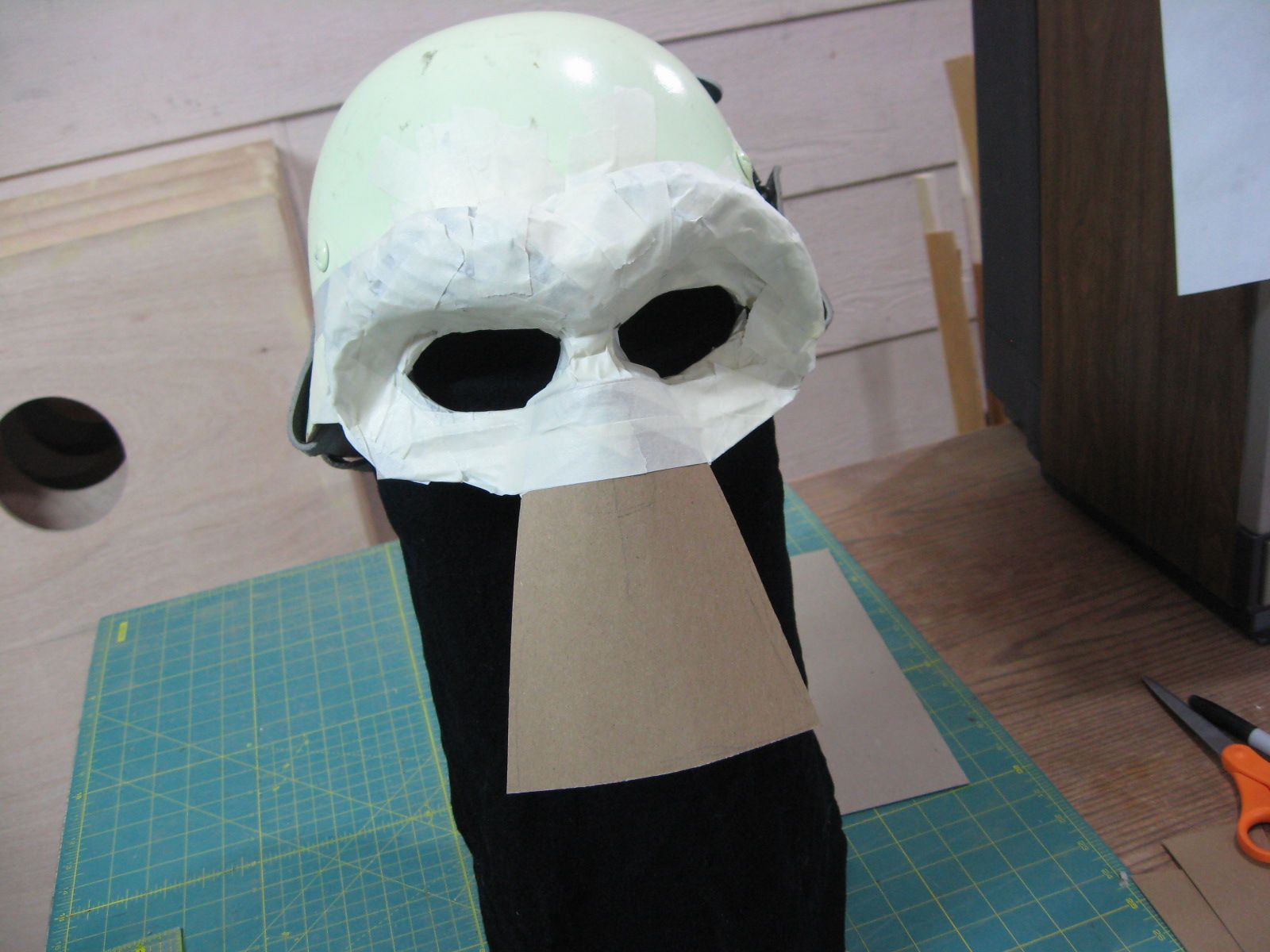 Gorilla Tape Gorilla Mask : 11 Steps (with Pictures) - Instructables