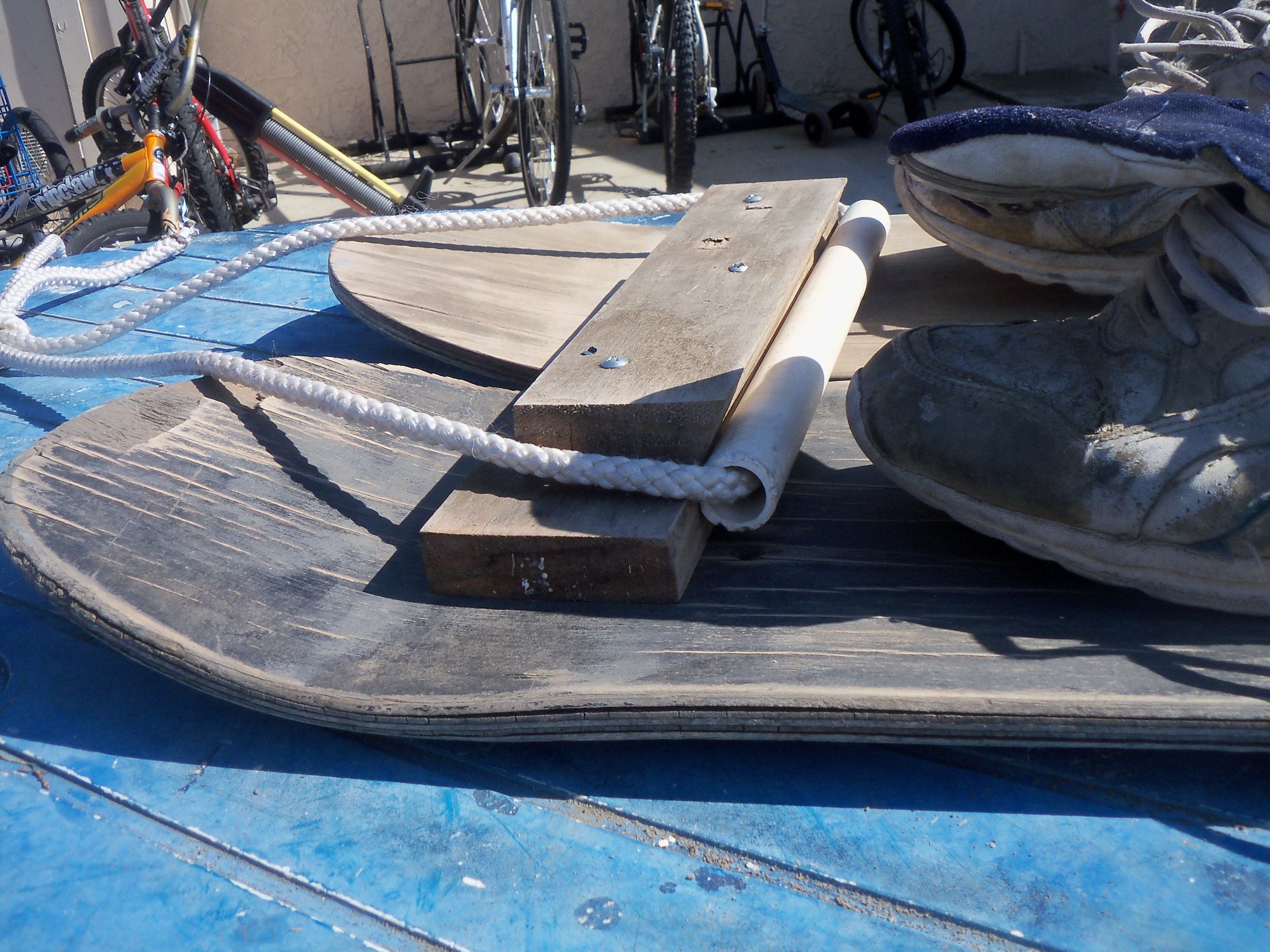 Make Grass Skis From Old Skateboards : 5 Steps (with Pictures ...