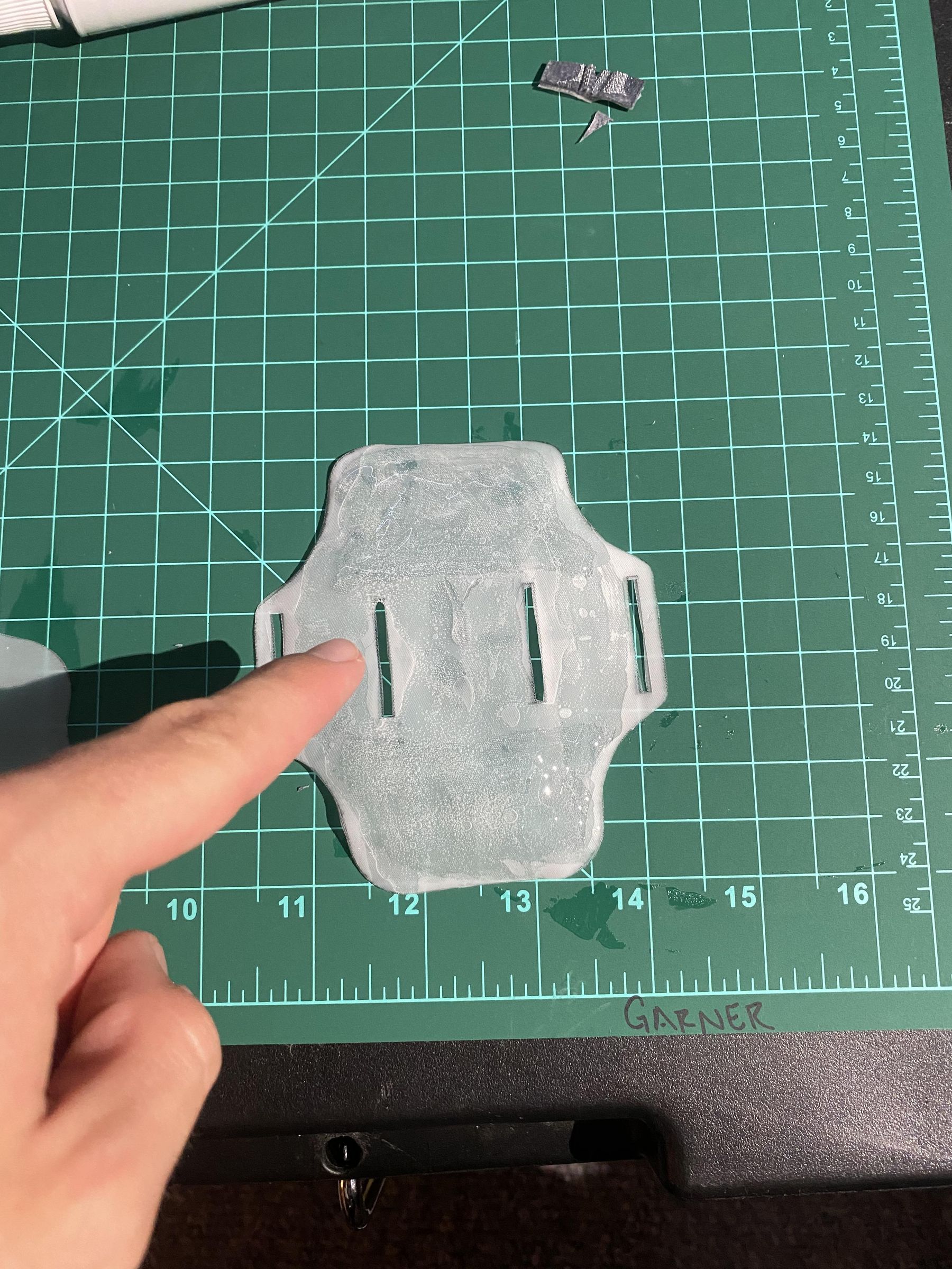 Running Wristband Key Holder : 5 Steps - Instructables