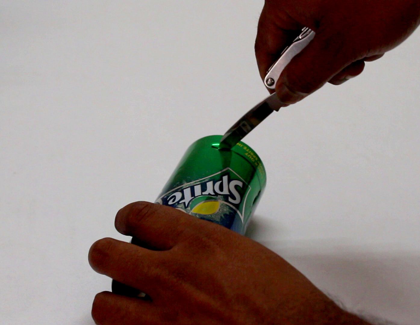 5 Unusual Uses for a Coke Can : 9 Steps (with Pictures) - Instructables