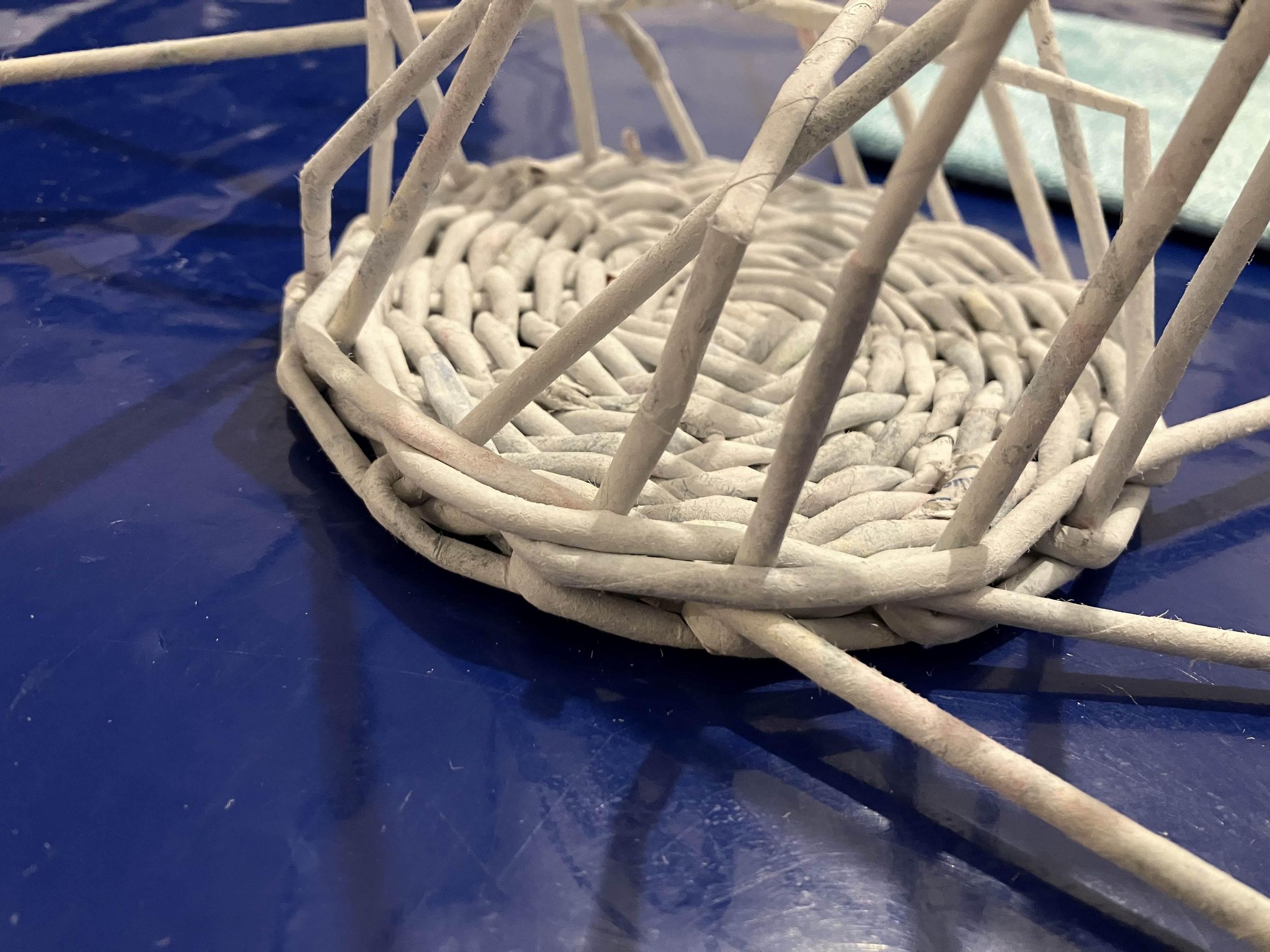 Woven Basket Made From Newspaper : 13 Steps (with Pictures) - Instructables