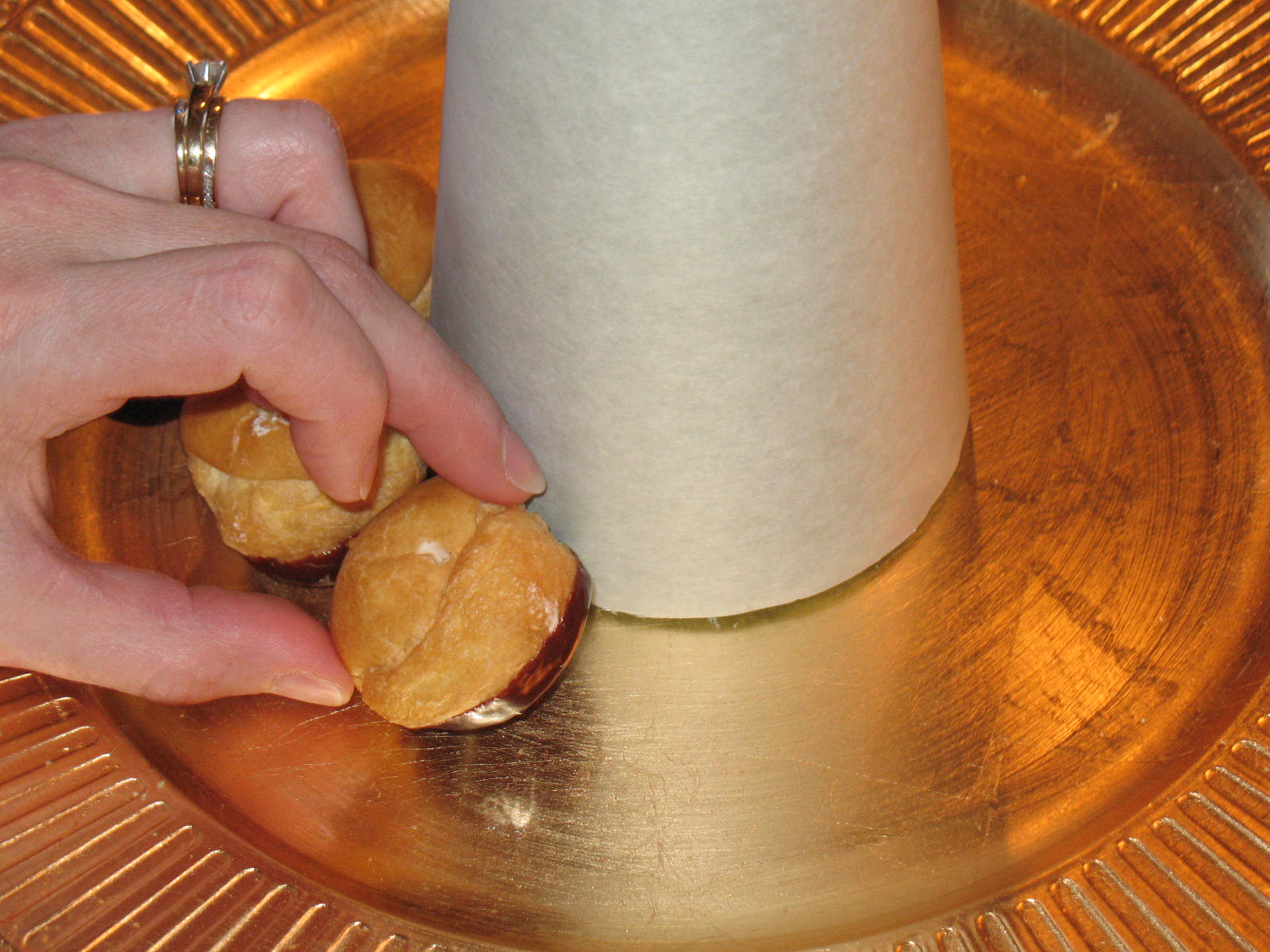 Croquembouche (Cream Puff Tower) : 4 Steps - Instructables