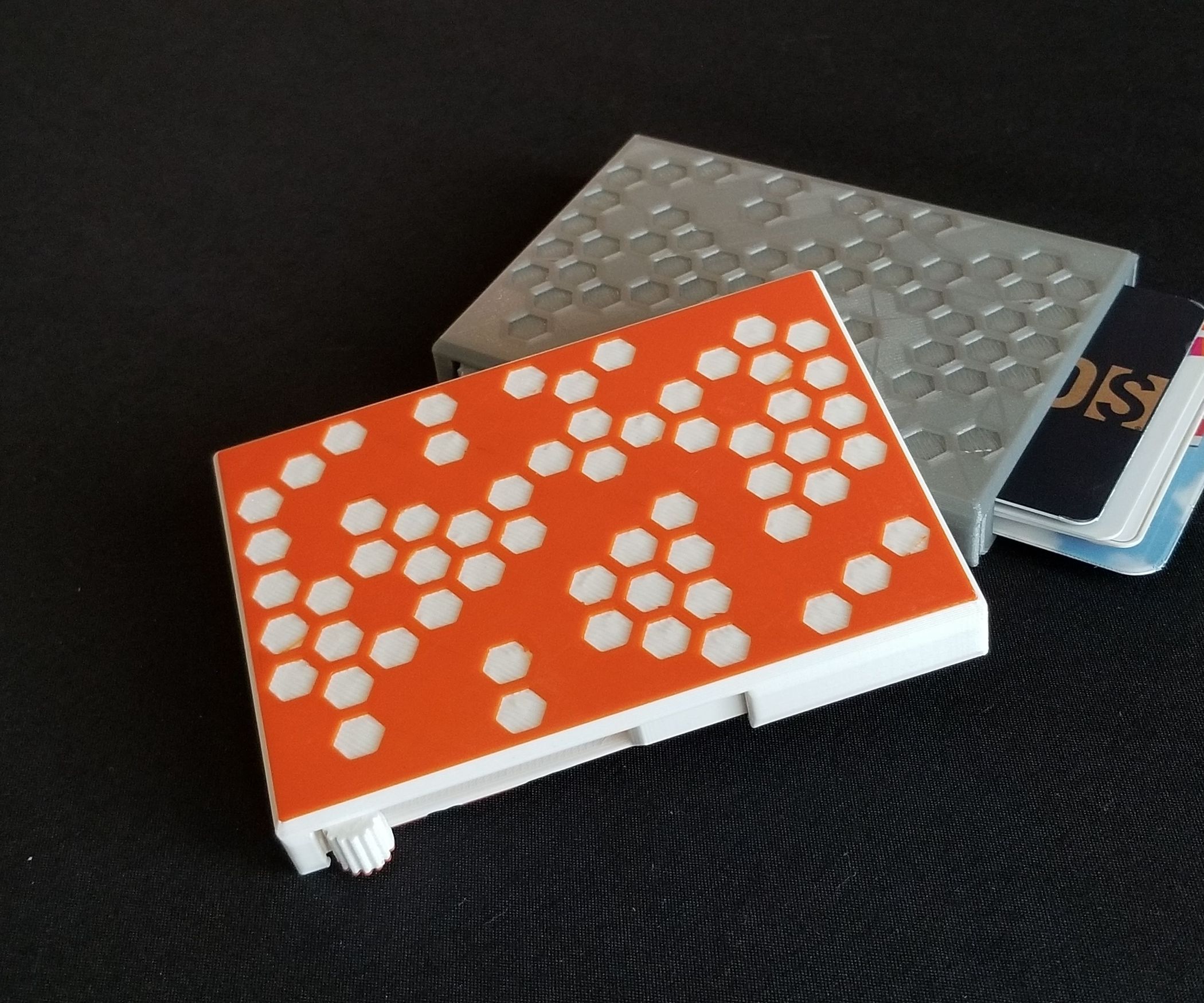 Fully 3D Printed Card Wallet With Card Pusher : 3 Steps (with Pictures ...