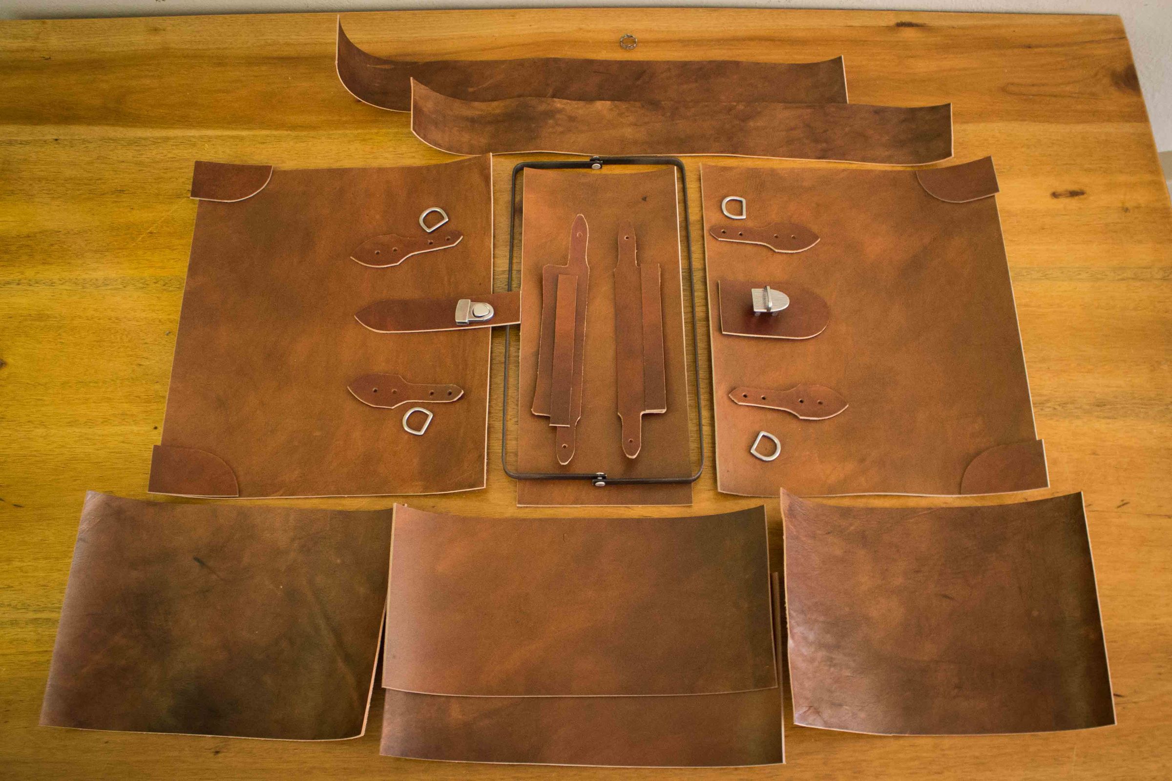 Leather MD Briefcase (Doctor's Bag) : 13 Steps (with Pictures ...