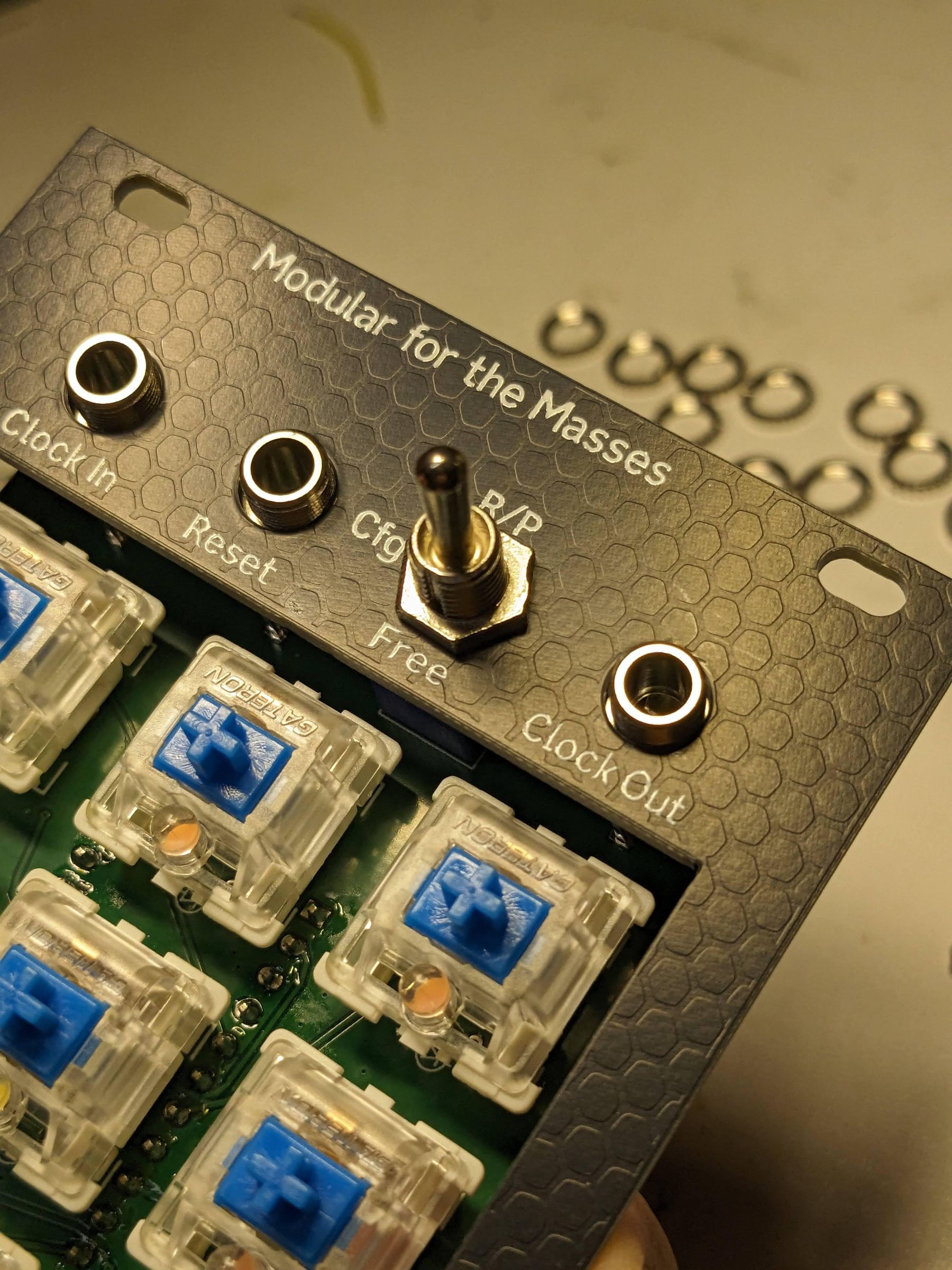 EasyEi8ht Performance Trigger Sequencer Eurorack Module : 13 Steps (with Pictures) - Instructables