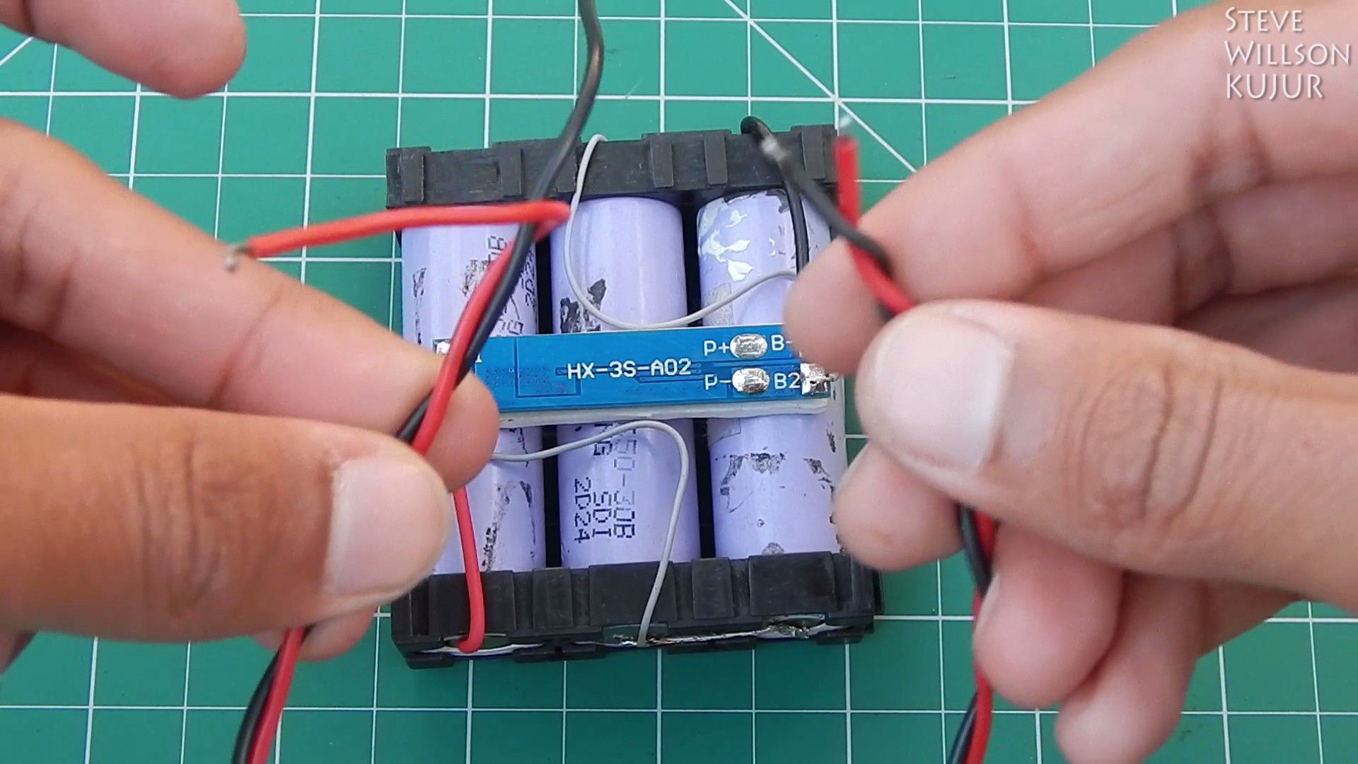 How to Make a 3S 18650 Battery Pack : 7 Steps (with Pictures ...
