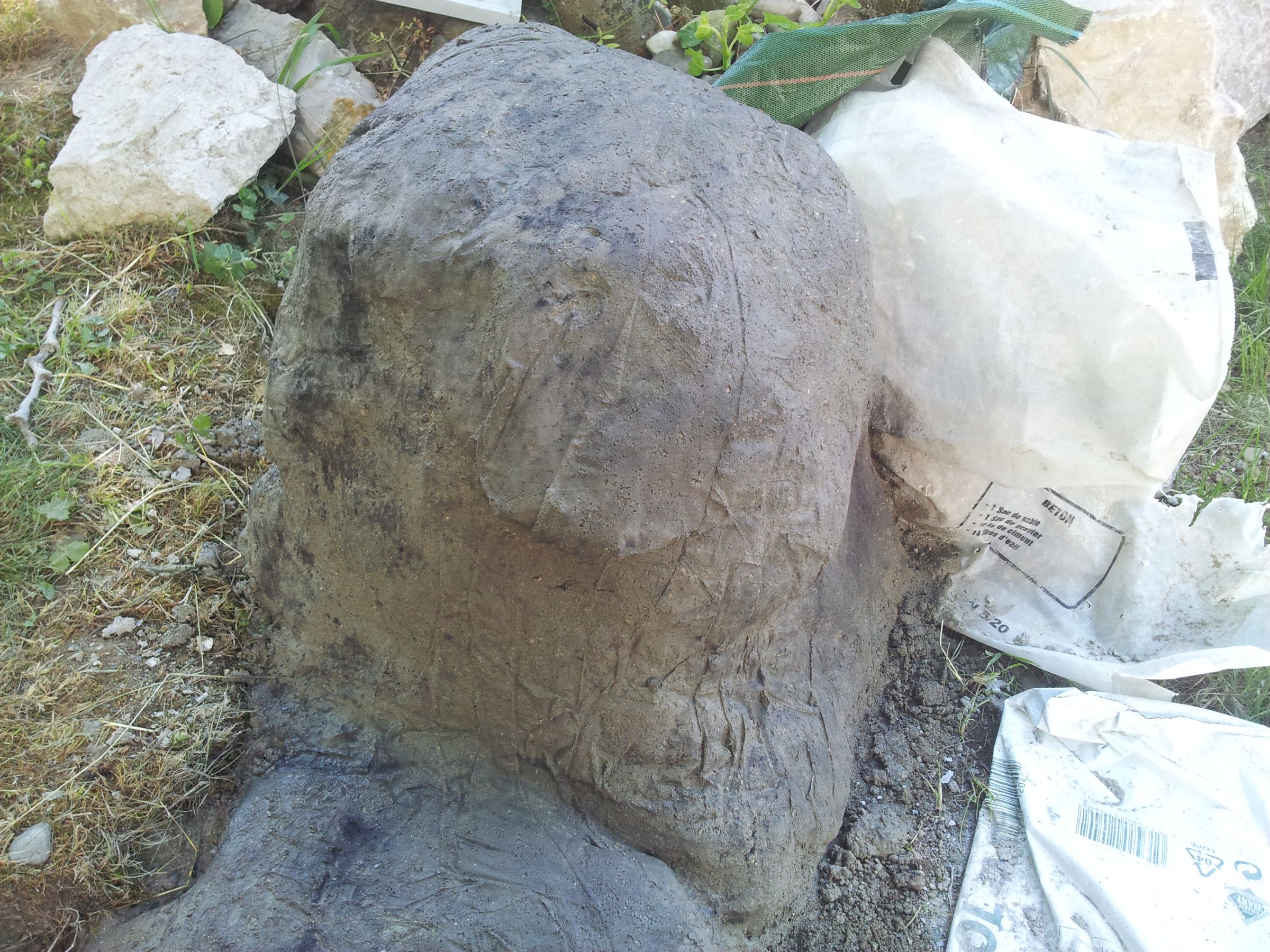 Concrete Rocks and Sculptures : 12 Steps - Instructables