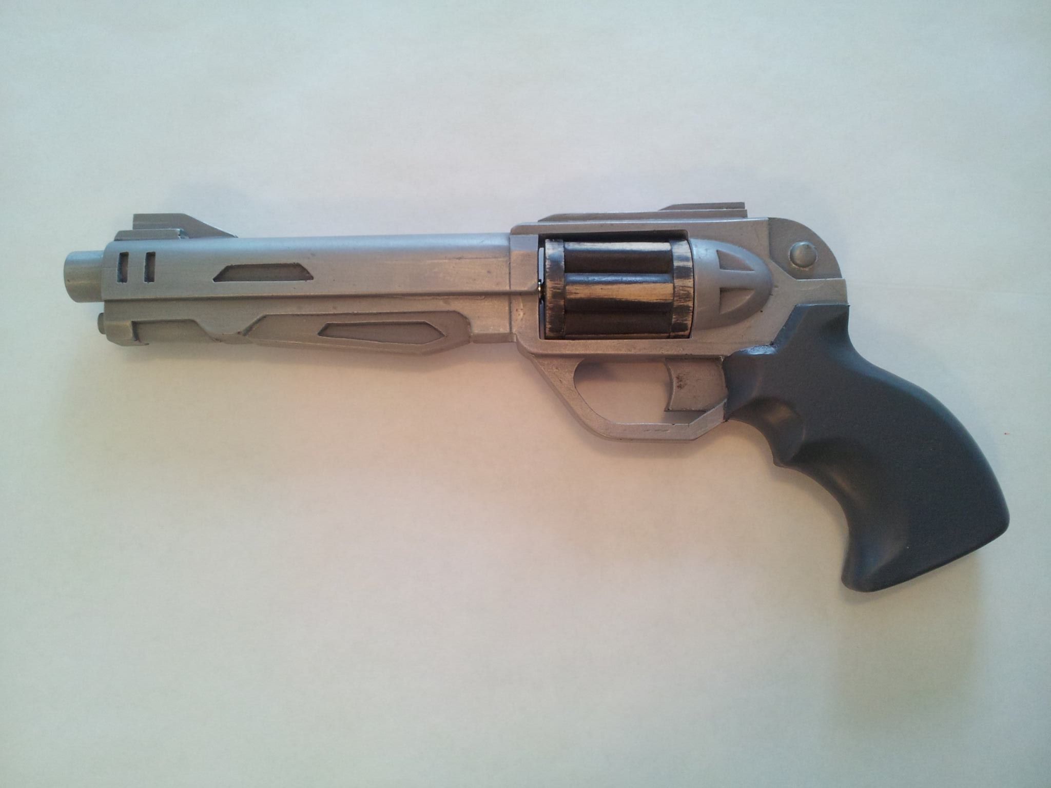Borderlands 2 Jakobs Revolver - Modified : 4 Steps - Instructables