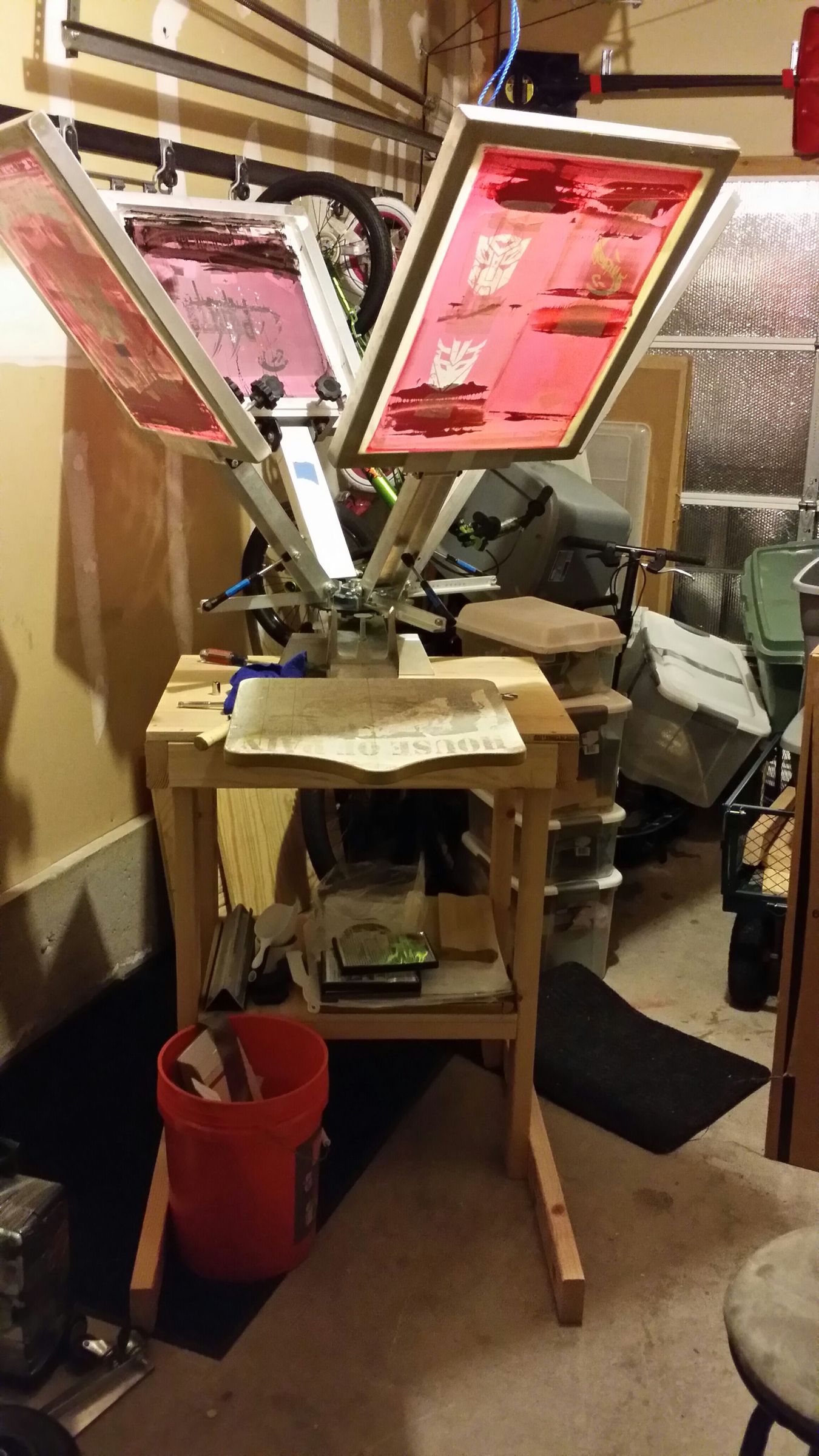 Screen Printing Table : 6 Steps - Instructables