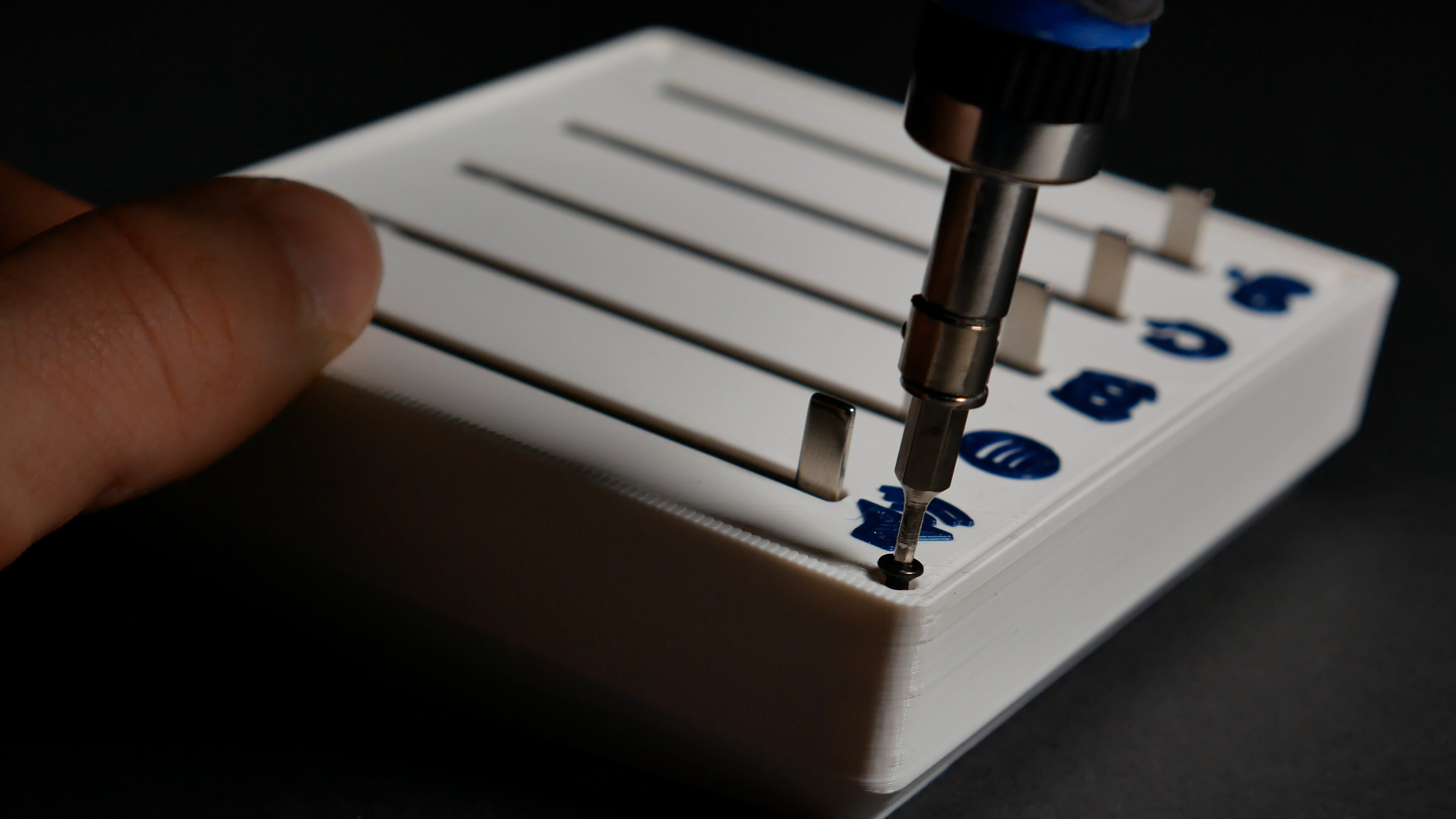 Deej - a Physical Volume Mixer : 10 Steps (with Pictures) - Instructables