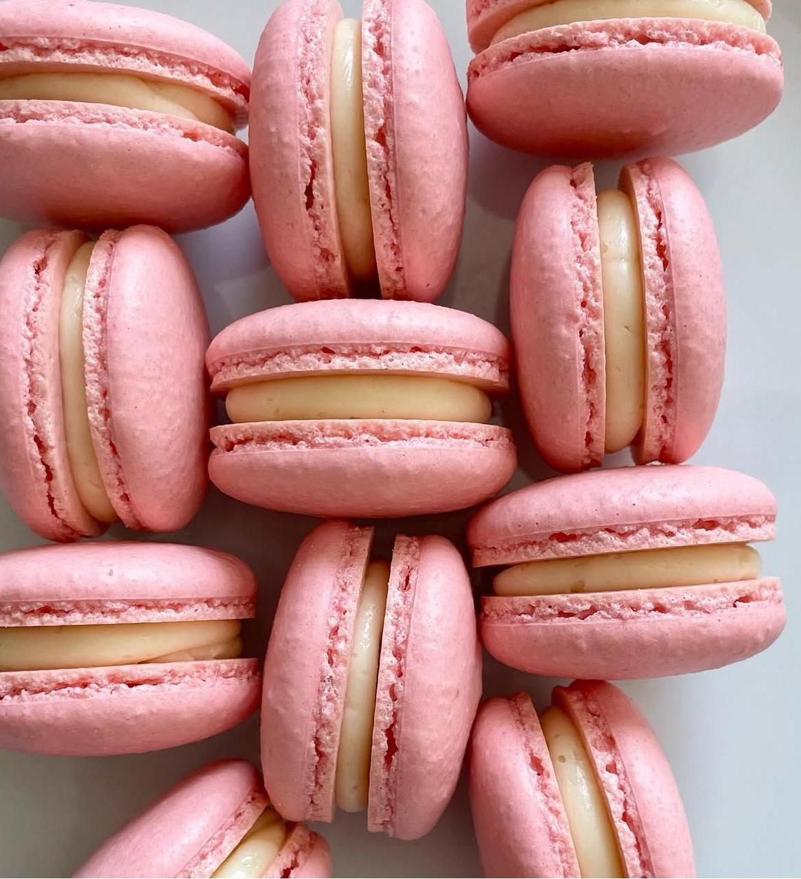 How to Make French Macarons : 7 Steps (with Pictures) - Instructables