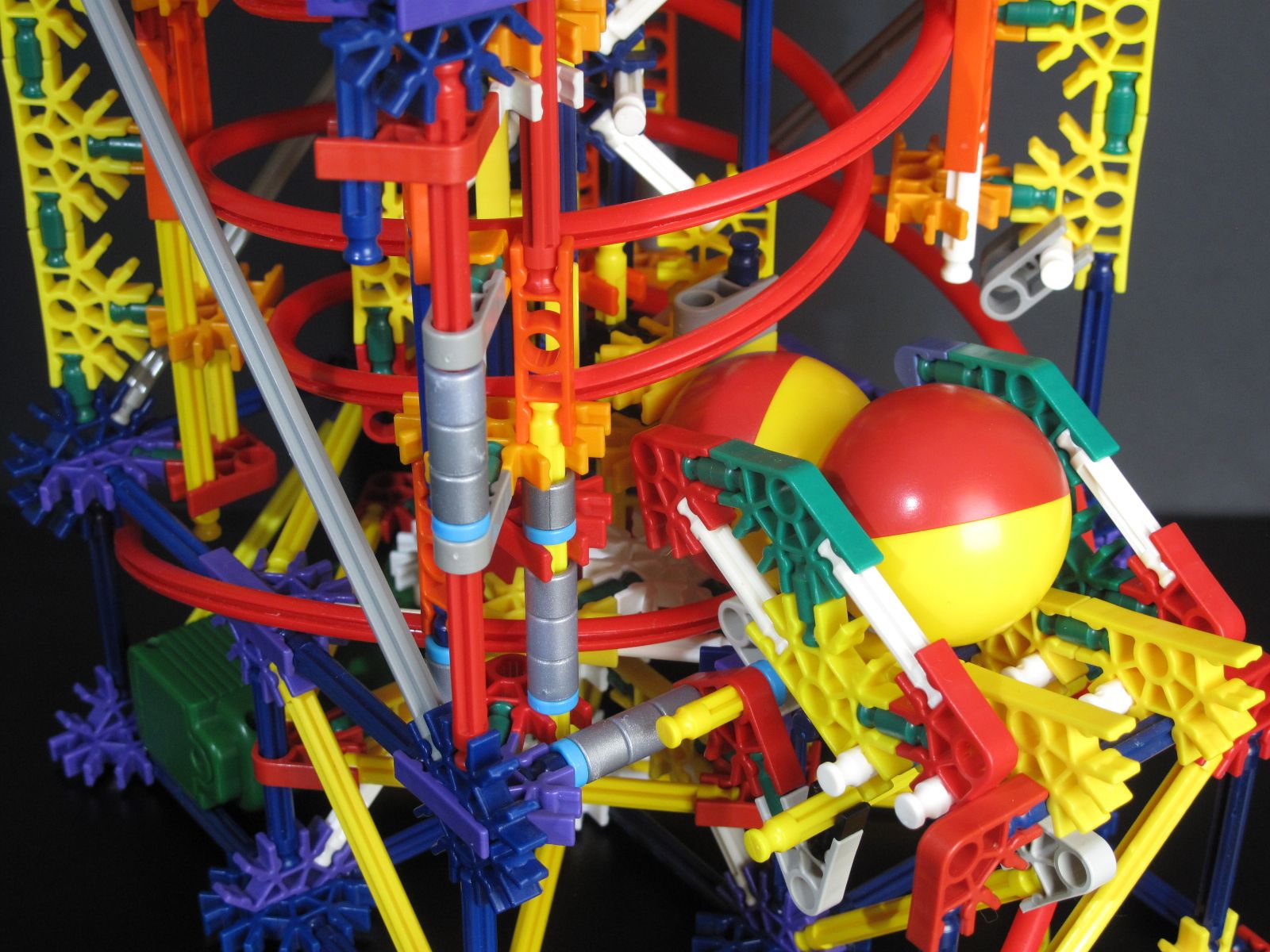 Knex Inverted Helix Lift V2 : 12 Steps - Instructables