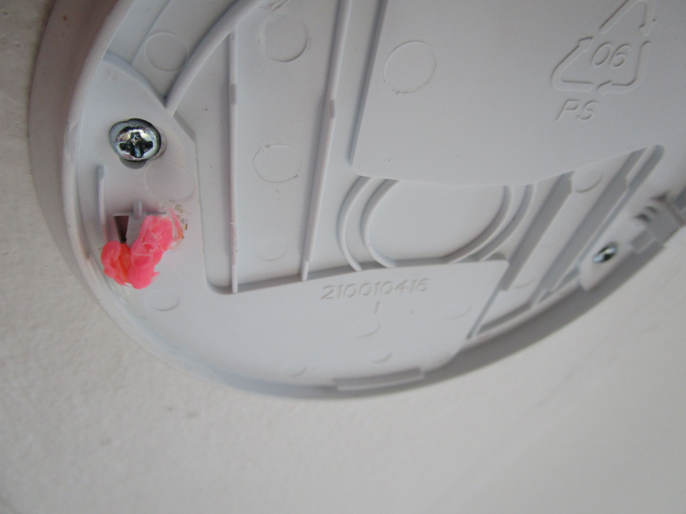 Smoke Detector Mount Bracket Repair : 3 Steps - Instructables
