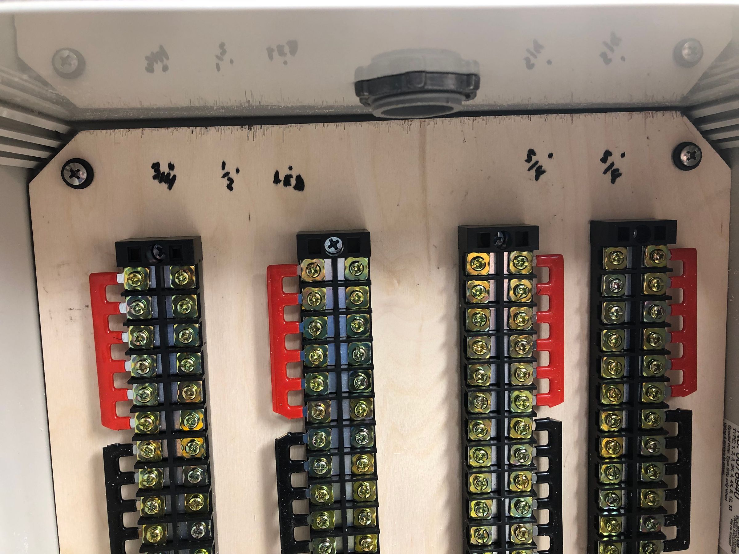 Robot Enclosure Switches : 4 Steps - Instructables