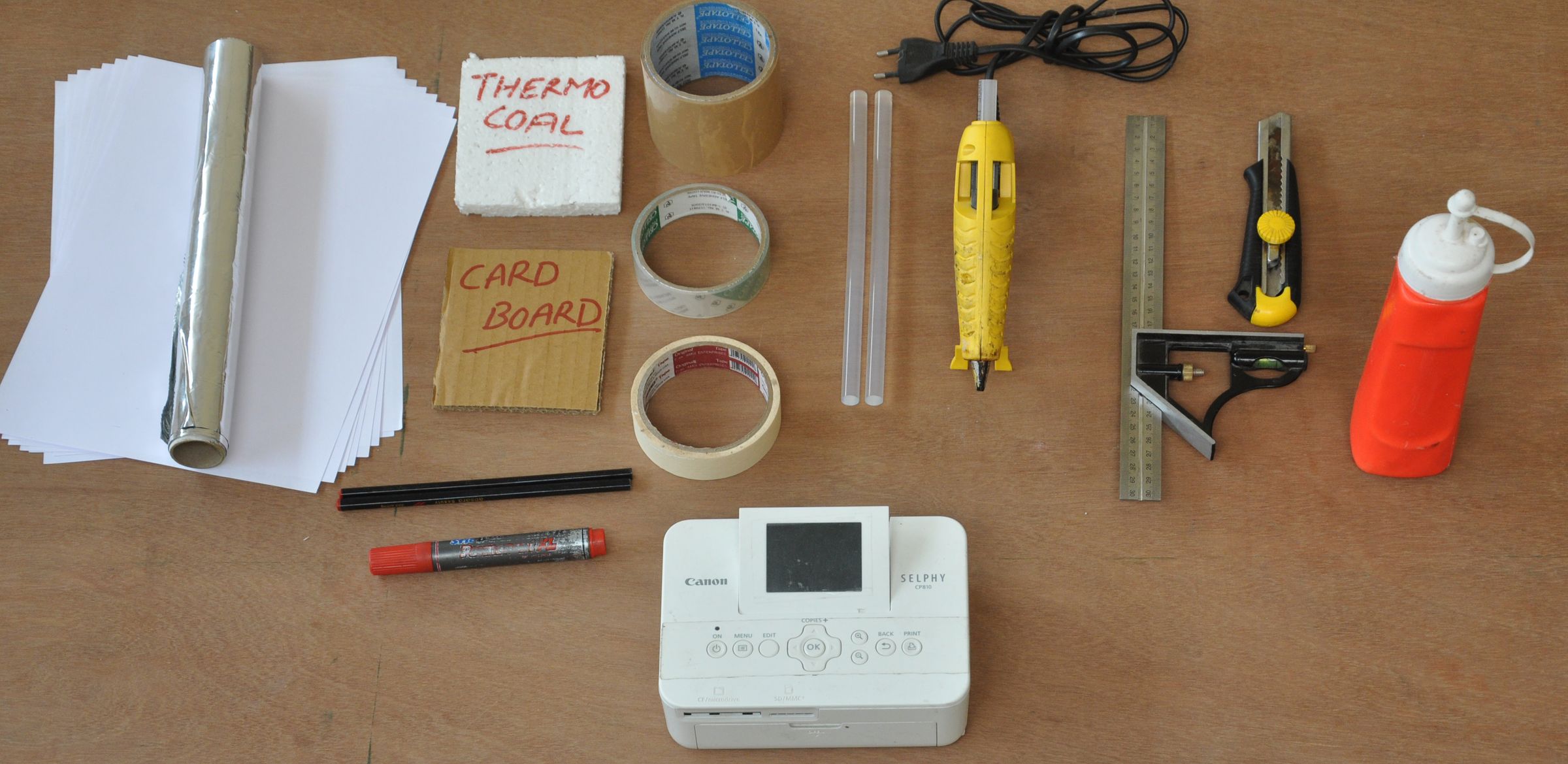 Cardboad Computer Desk : 5 Steps (with Pictures) - Instructables